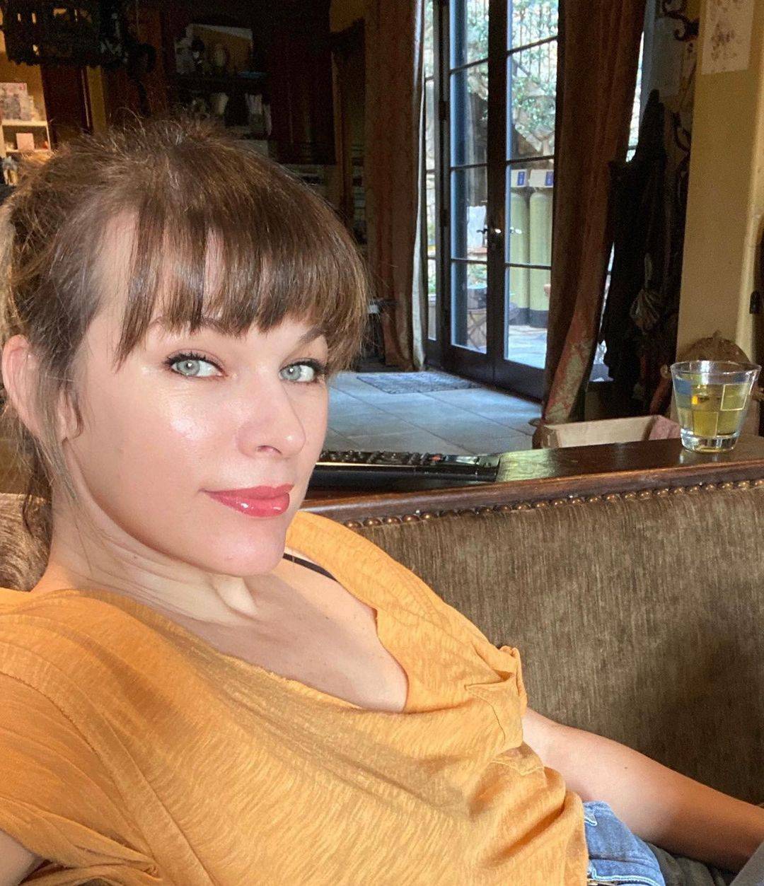 Milla Jovovich, 45 | Scrolller