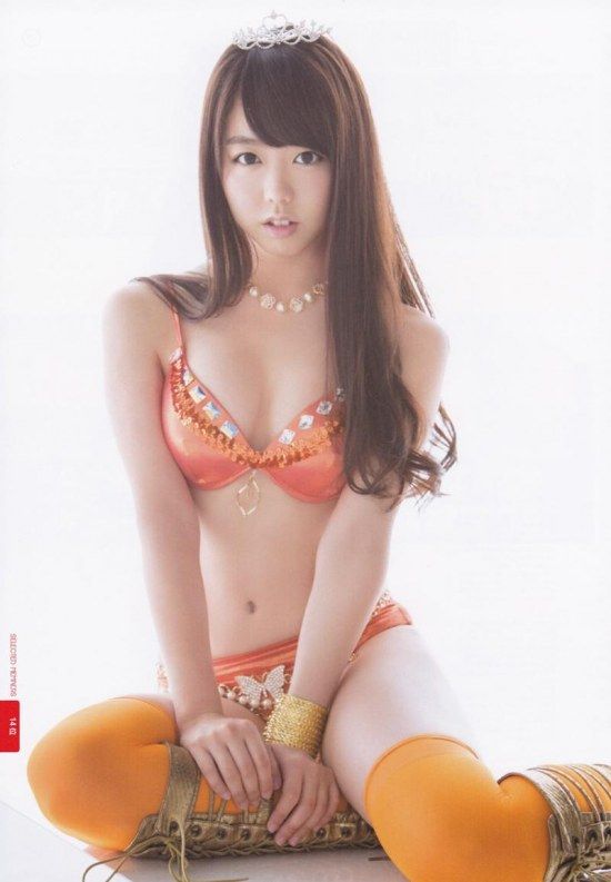 Minegishi Minami | Scrolller