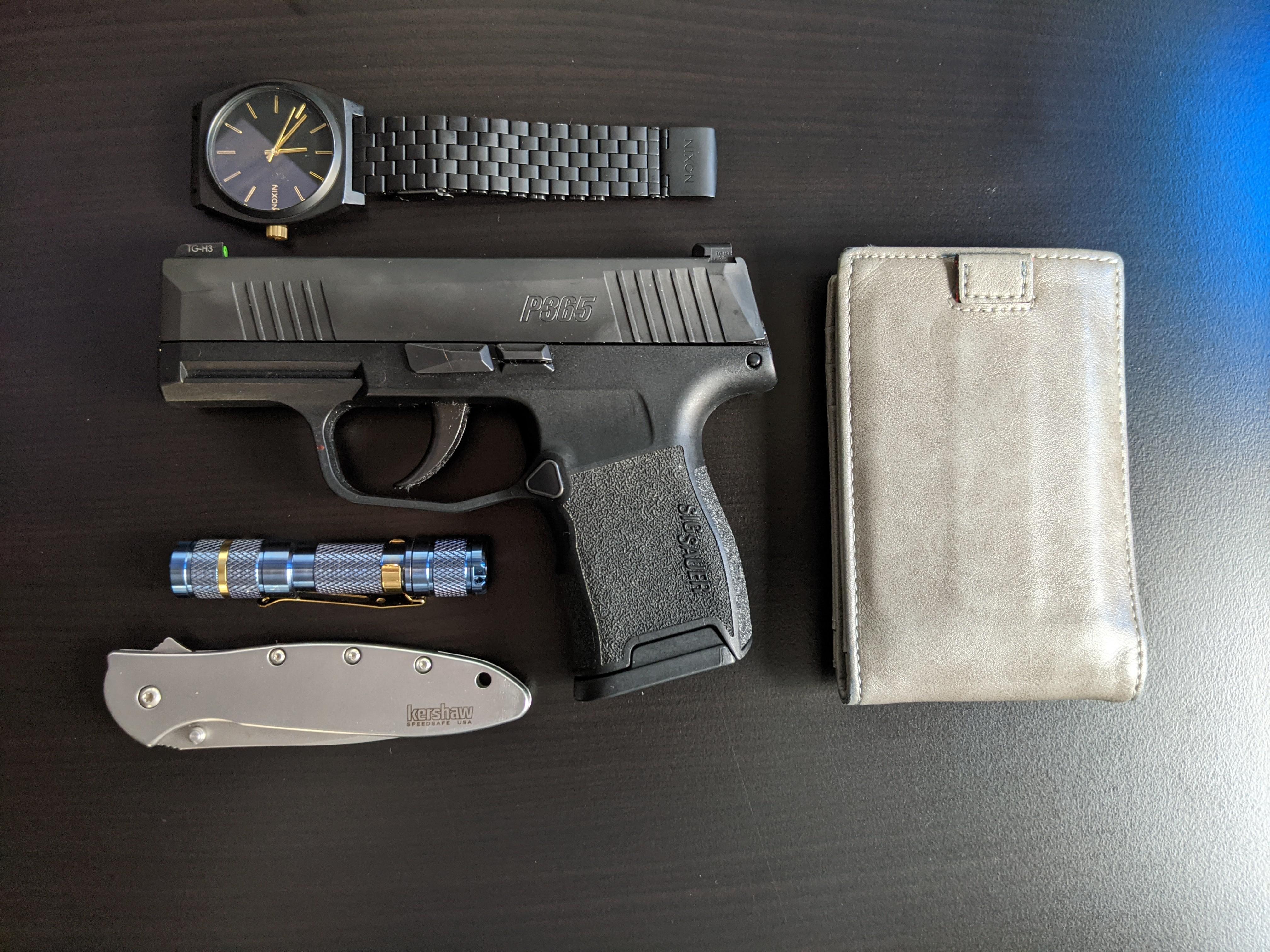 Minimal EDC ! | Scrolller