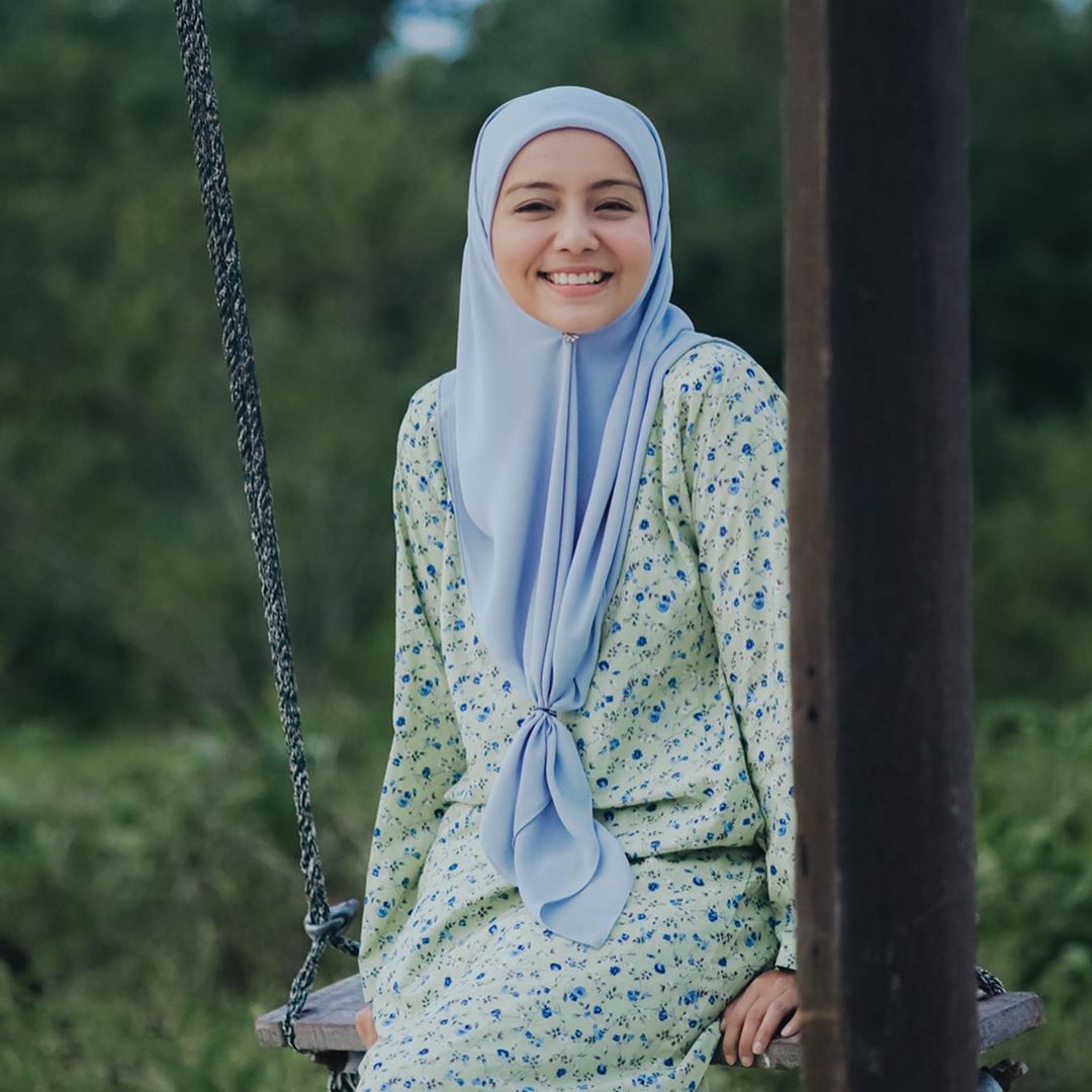 Mira Filzah | Scrolller