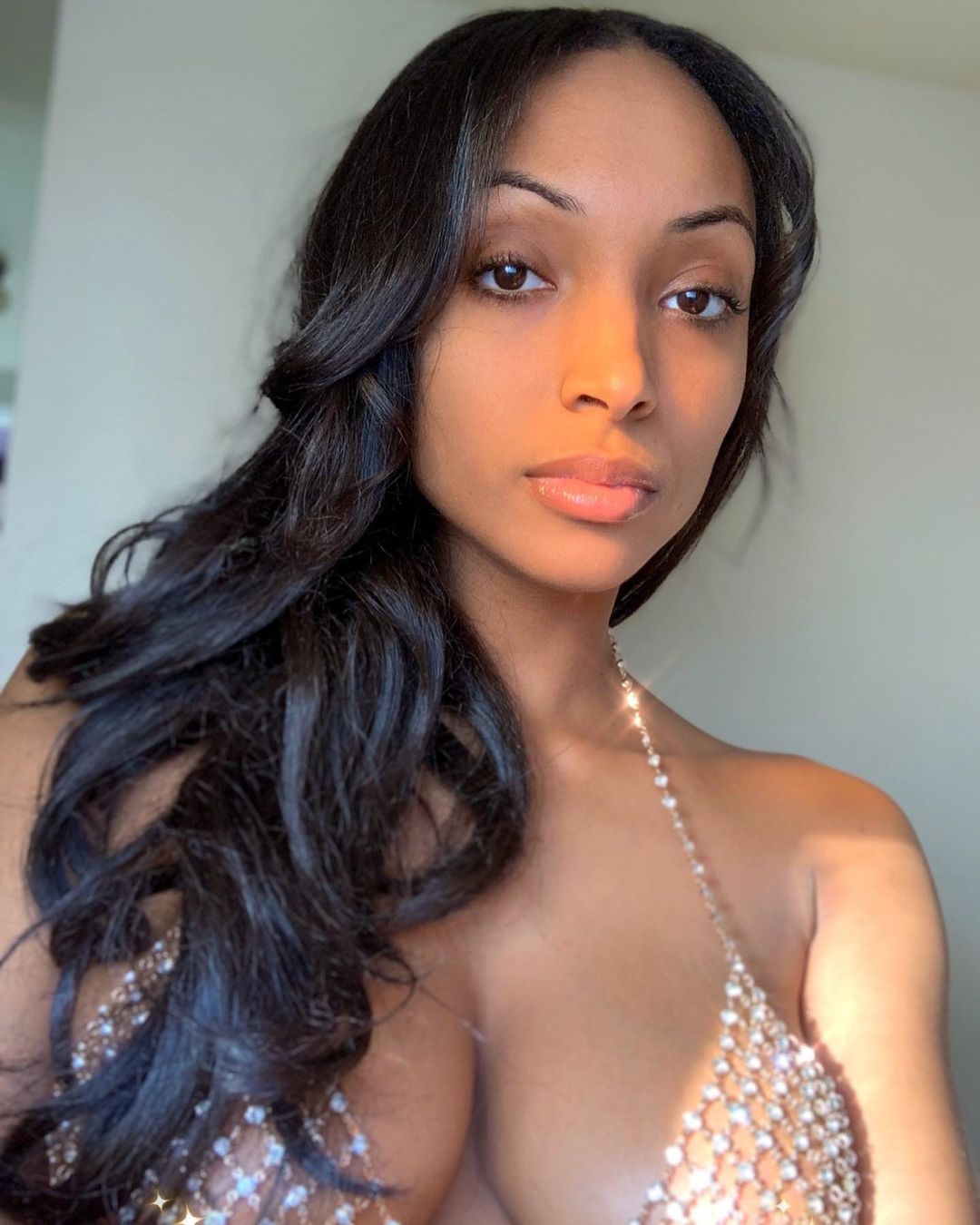 Miss Carla | Scrolller