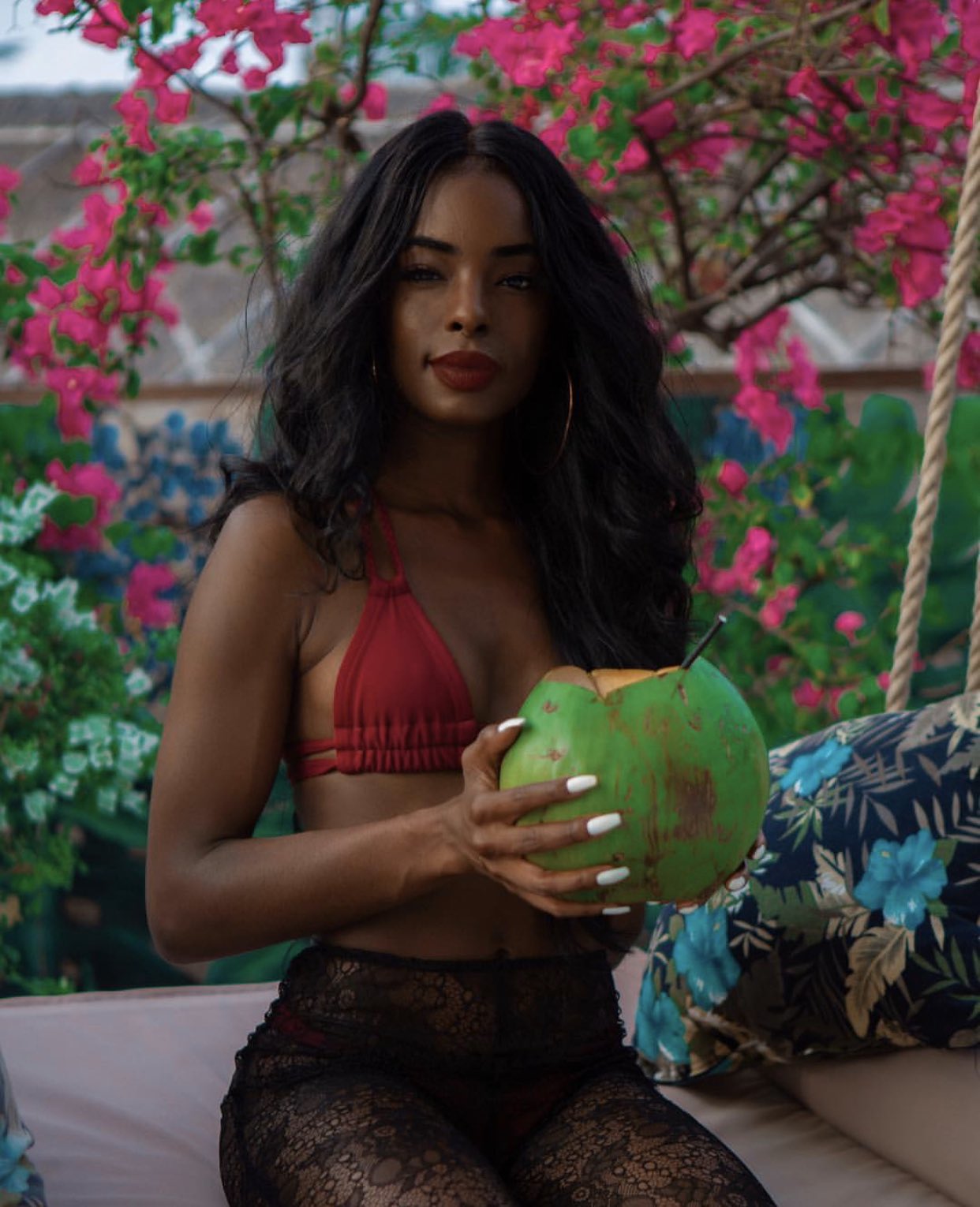 Miss Megan Milan | Scrolller