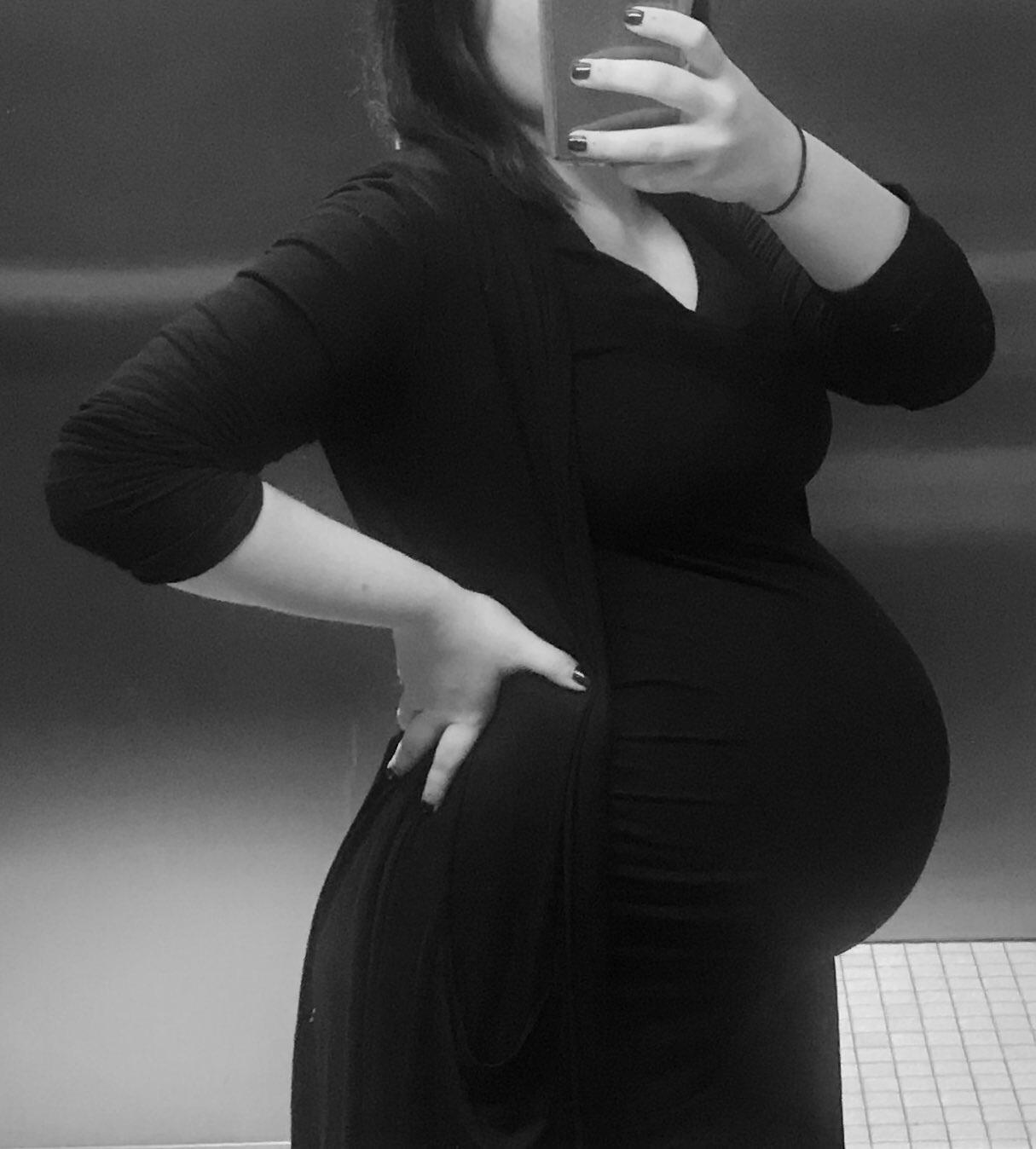 miss this big round belly~ | Scrolller