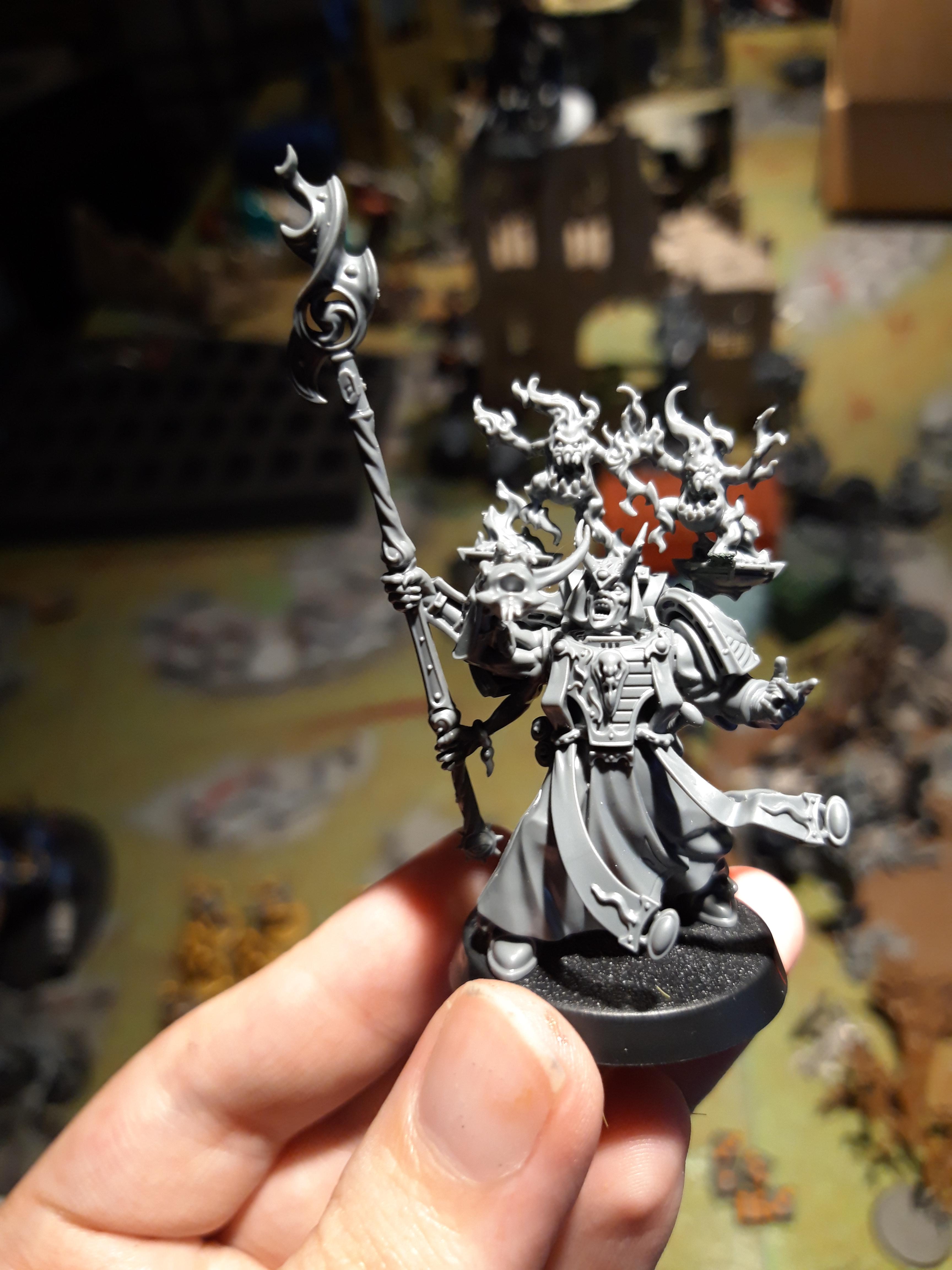 Missed my chance to get hexfire, so here's my kitbashed Infernal Master | Scrolller