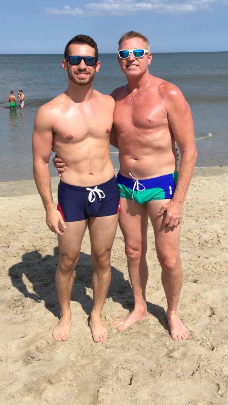 Missing the summer days we had at the beach! Hope everyone is staying warm this winter 😊 | Scrolller