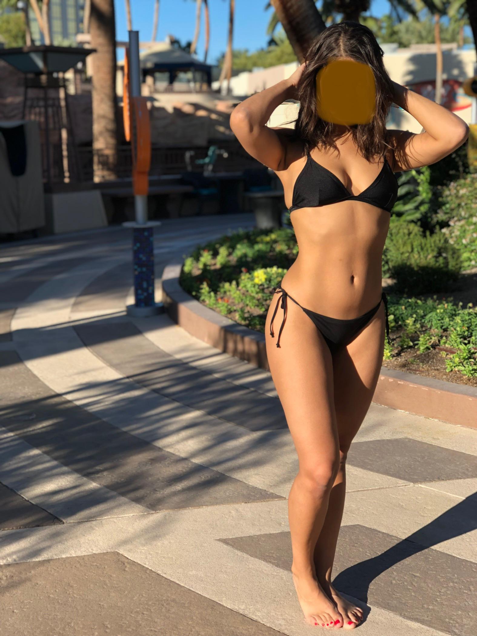 Missing traveling with friends, and hanging in hot tubs and pools :( (f26) | Scrolller