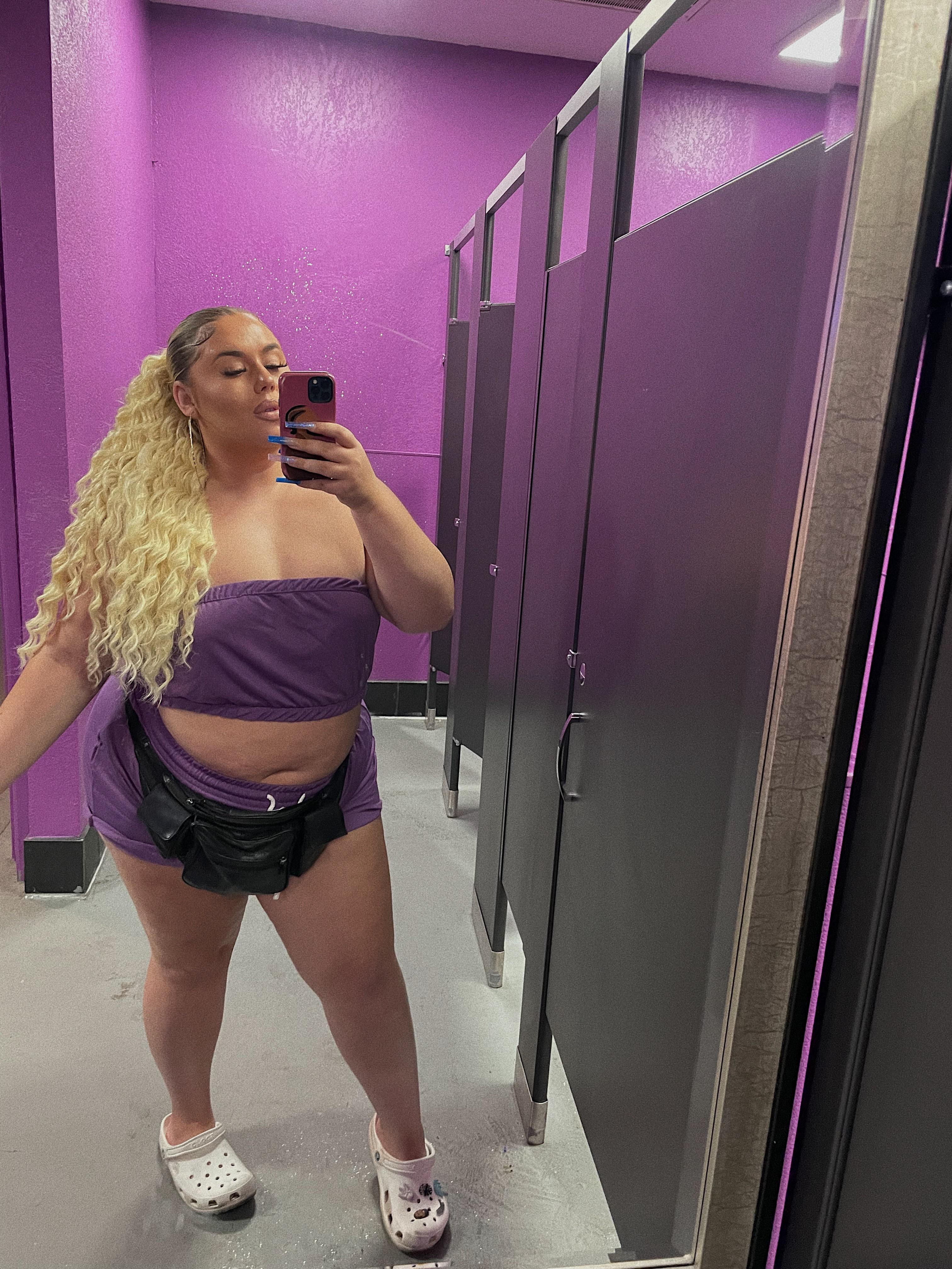 Missionary cause my face pretty 😘 | Scrolller