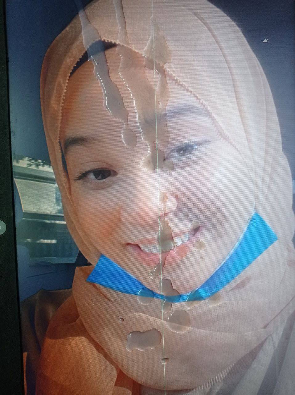 Mlm jpgi Aku nk buat líve cumtribute kt fb. Yg nk jóin pm | Scrolller