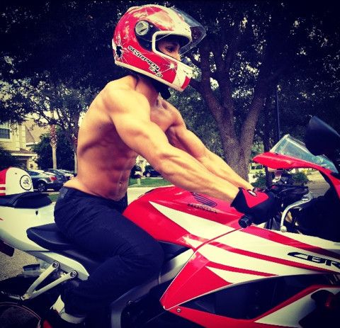 modern knight | Scrolller