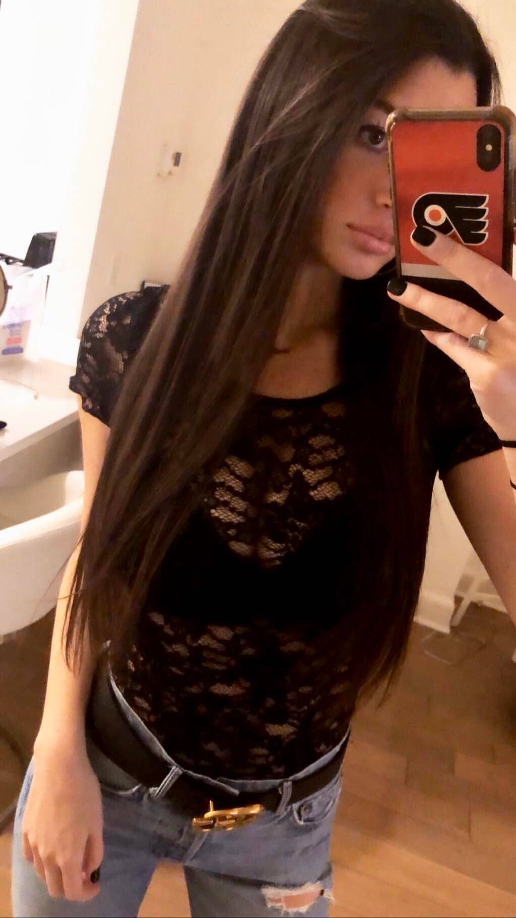 Modest Look 🙁 | Scrolller