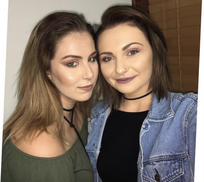 Molly or Mikayla? [2] | Scrolller