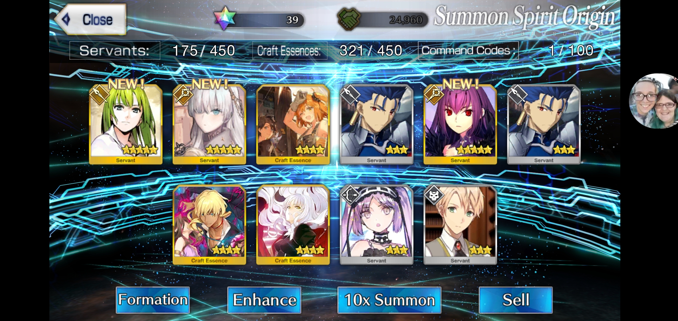 Mommy CAME HOME!!!! | Scrolller