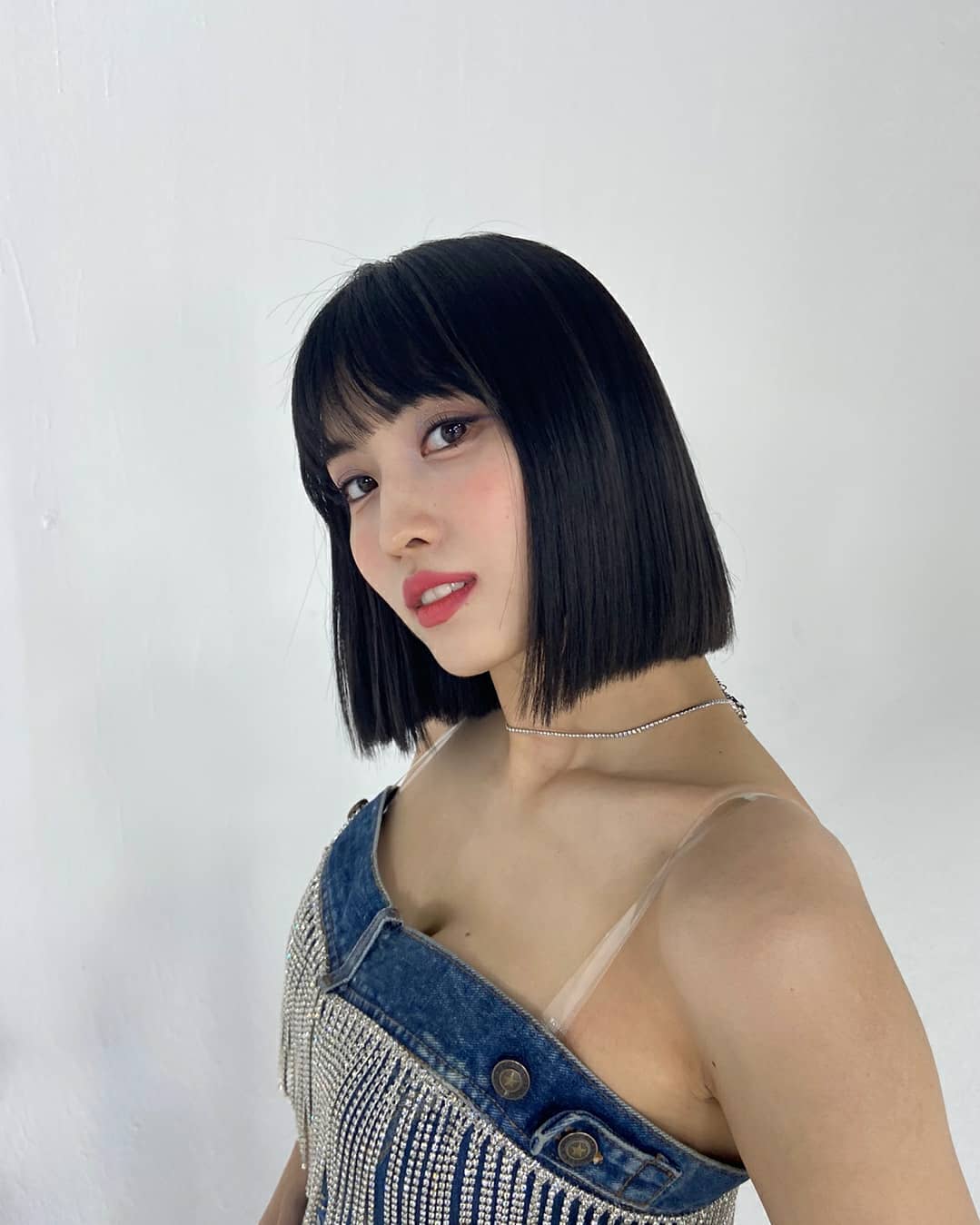 Momo selca | Scrolller