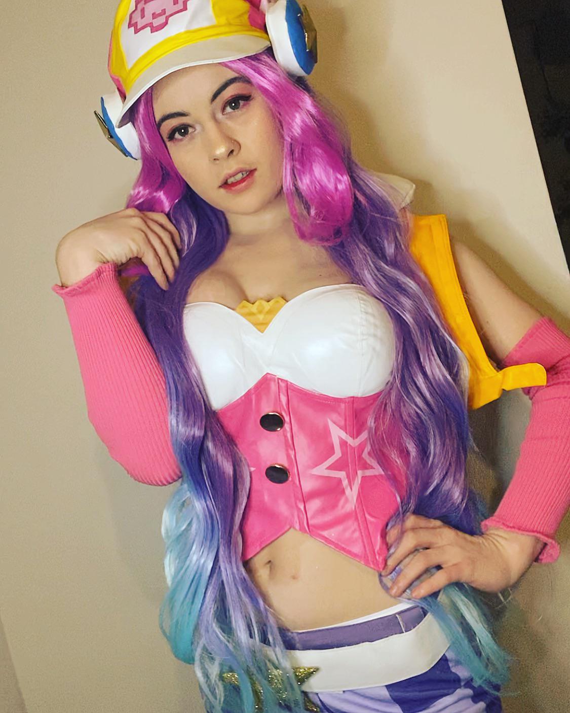 [self] momocoloured as Arcade Miss Fortune! Enjoy! | Scrolller