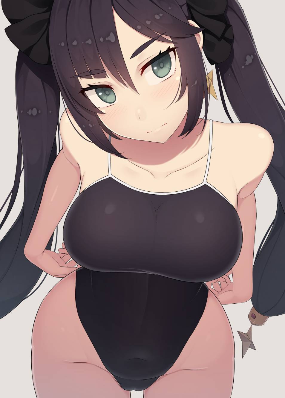 Mona showing off her body | Scrolller