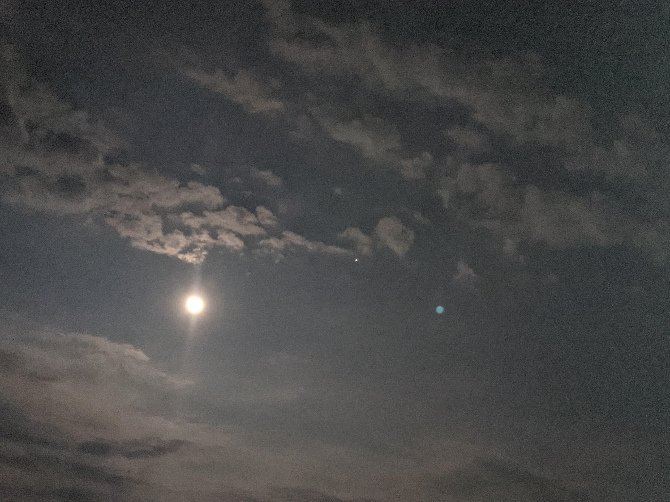 Moon and Mars, good evening | Scrolller