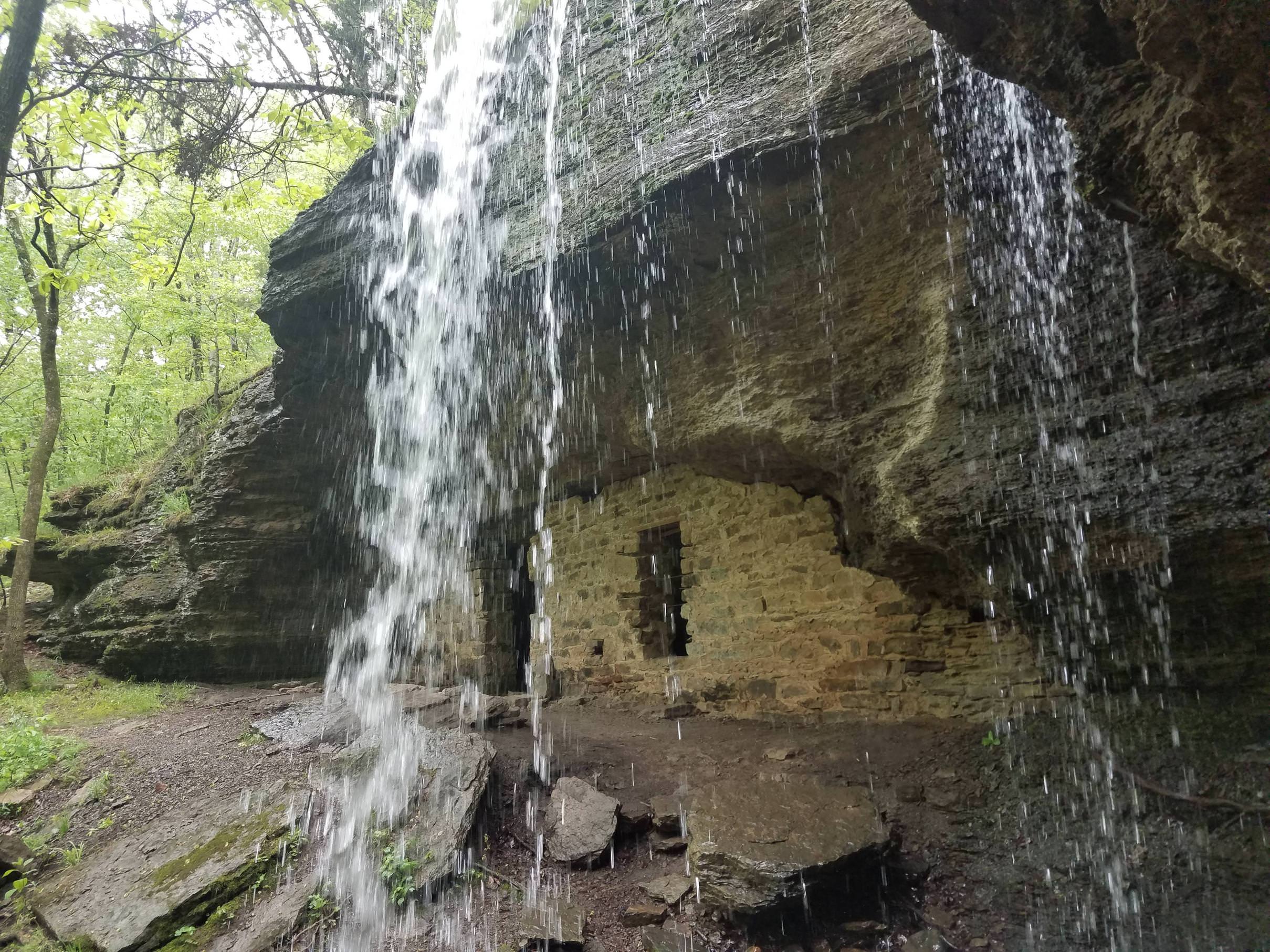 Moonshiner's Cave. Devil's Den Arkansas | Scrolller