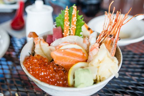 MORE Chirashi Sushi !!!!! | Scrolller
