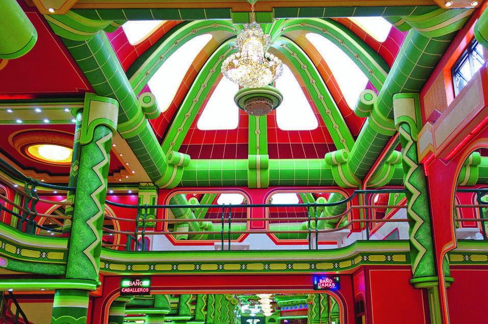 More Freddy Mamani architecture | Scrolller