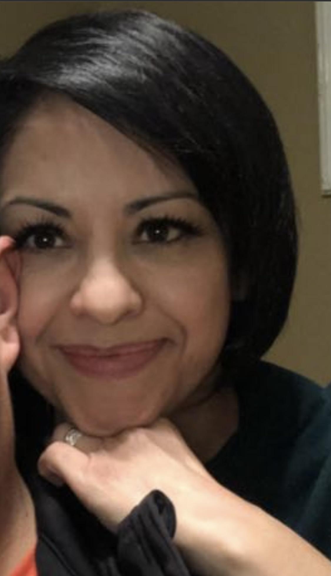 More of my aunt she’s 42 | Scrolller