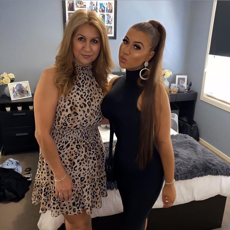 Mother Or Daughter Scrolller 9593