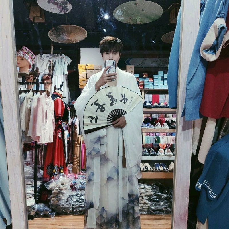 Mountain & Cloud Hanfu | Scrolller