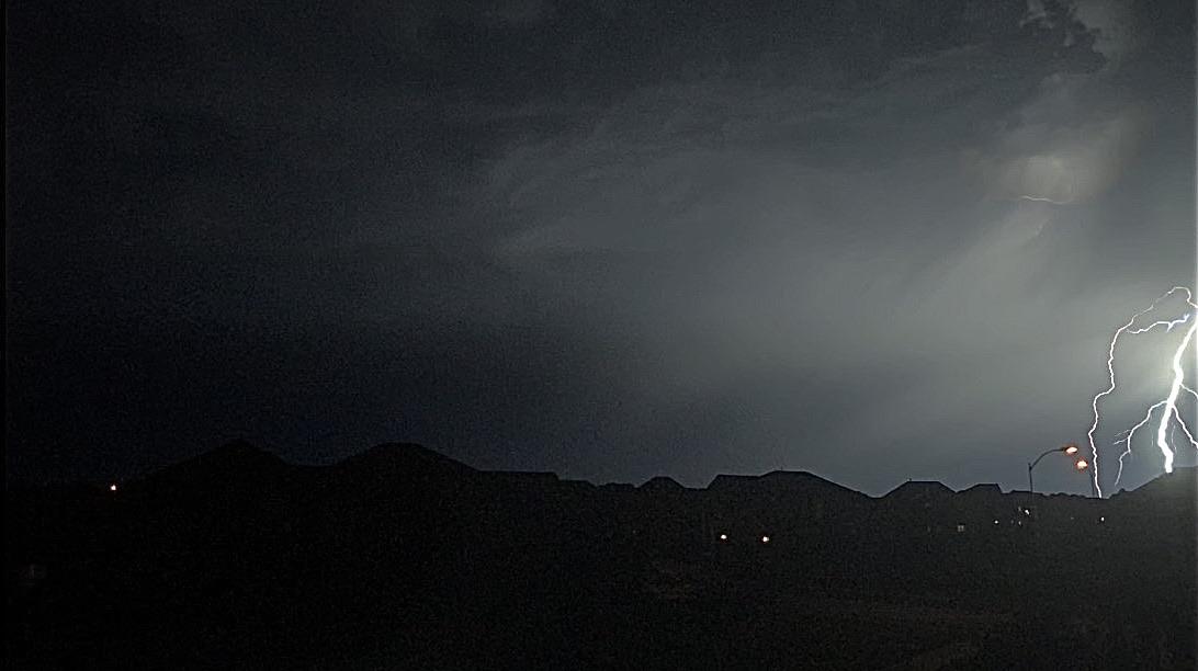 Multiple lightning strikes in Richmond, Texas. | Scrolller