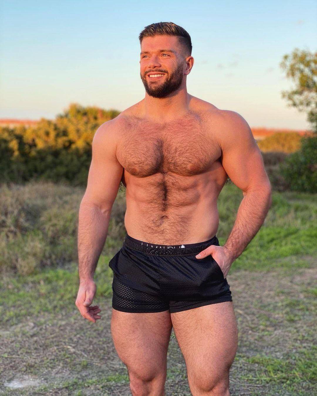 Muscle in the field ... | Scrolller