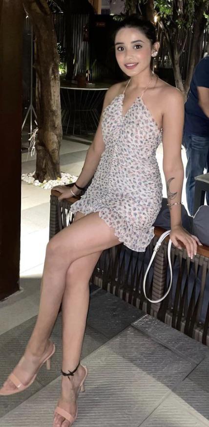 Muskan getting ready for brutal gangbang by ever member of this sub @muskanshandal | Scrolller