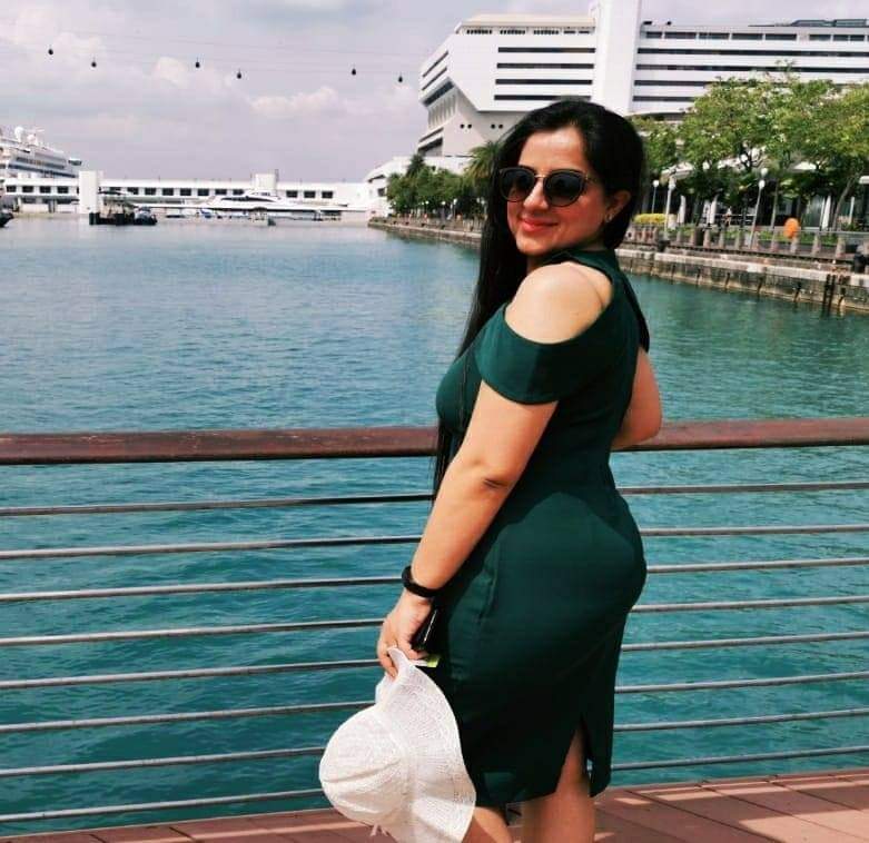 My bhabhi again. 💦💦💦 Boobs suck karoge ya gaand maaroge? | Scrolller