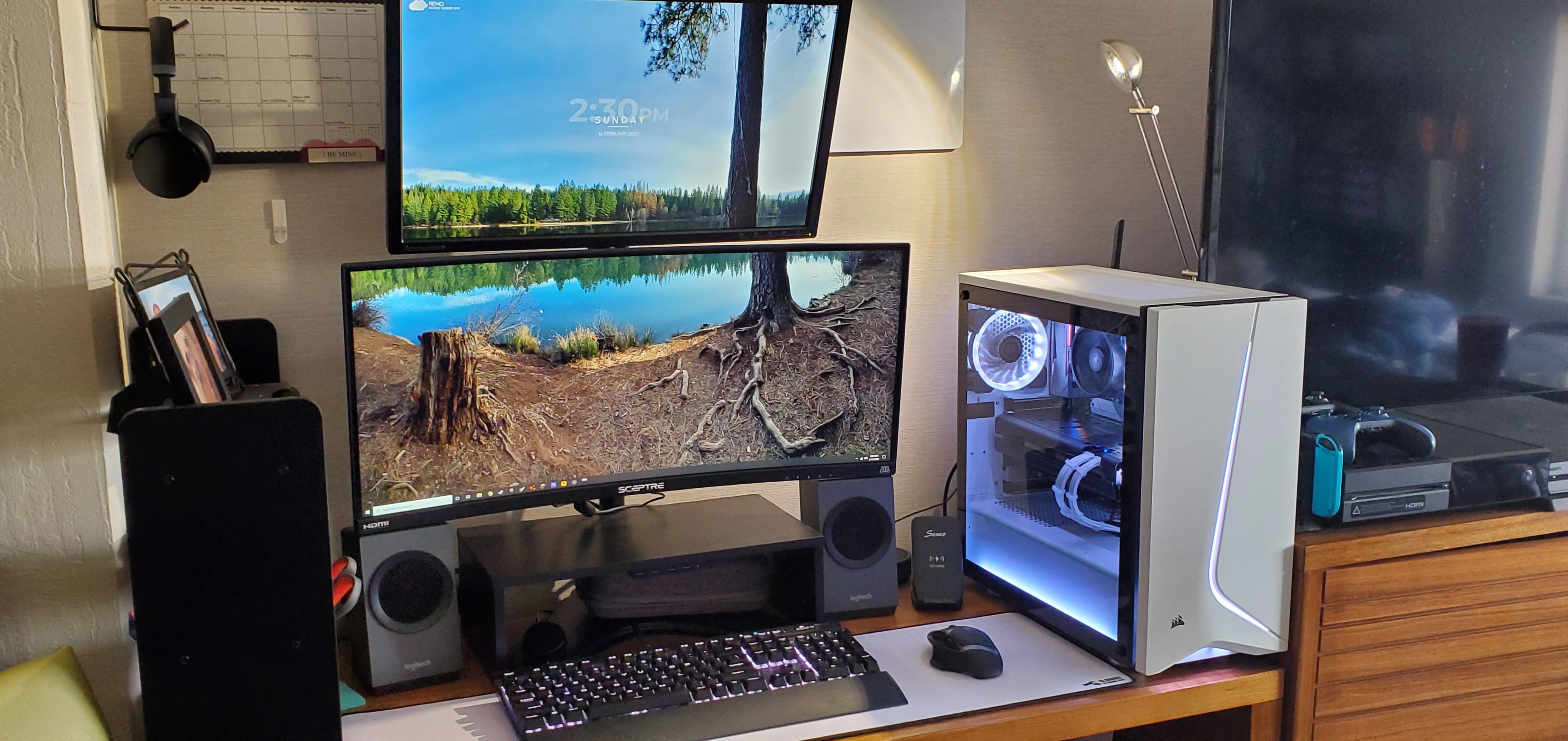 My College Dorm Room Setup | Scrolller