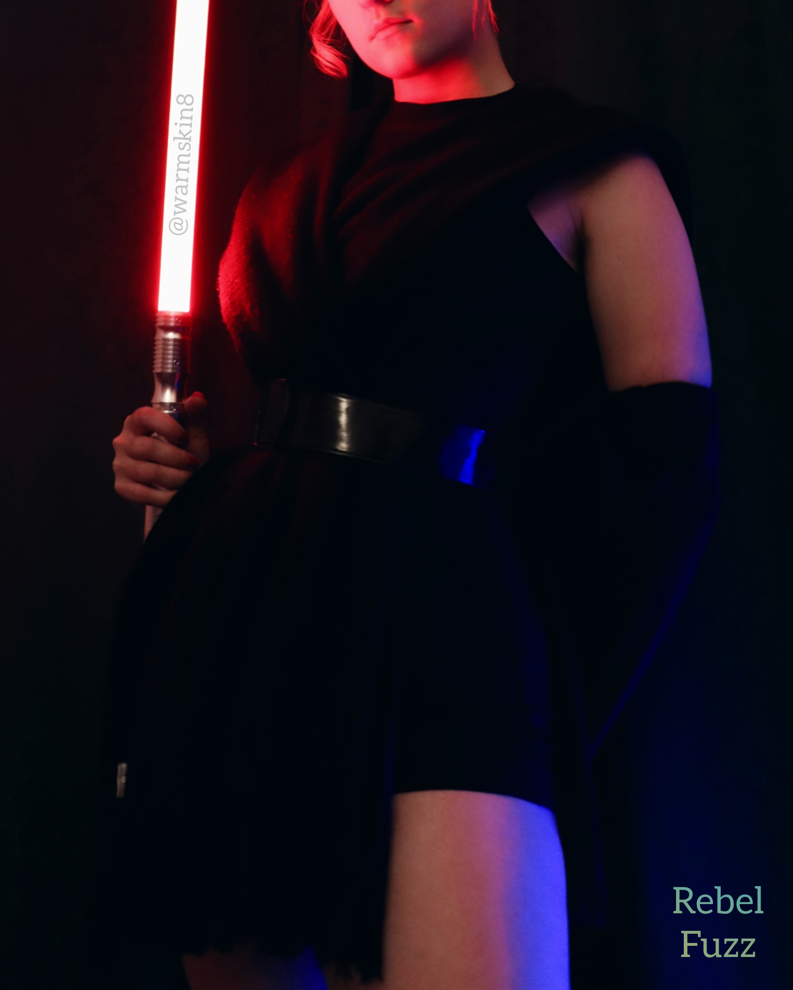 My dark side Rey cosplay photoset is now up on my Onlyfans, complete with face reveal and ...