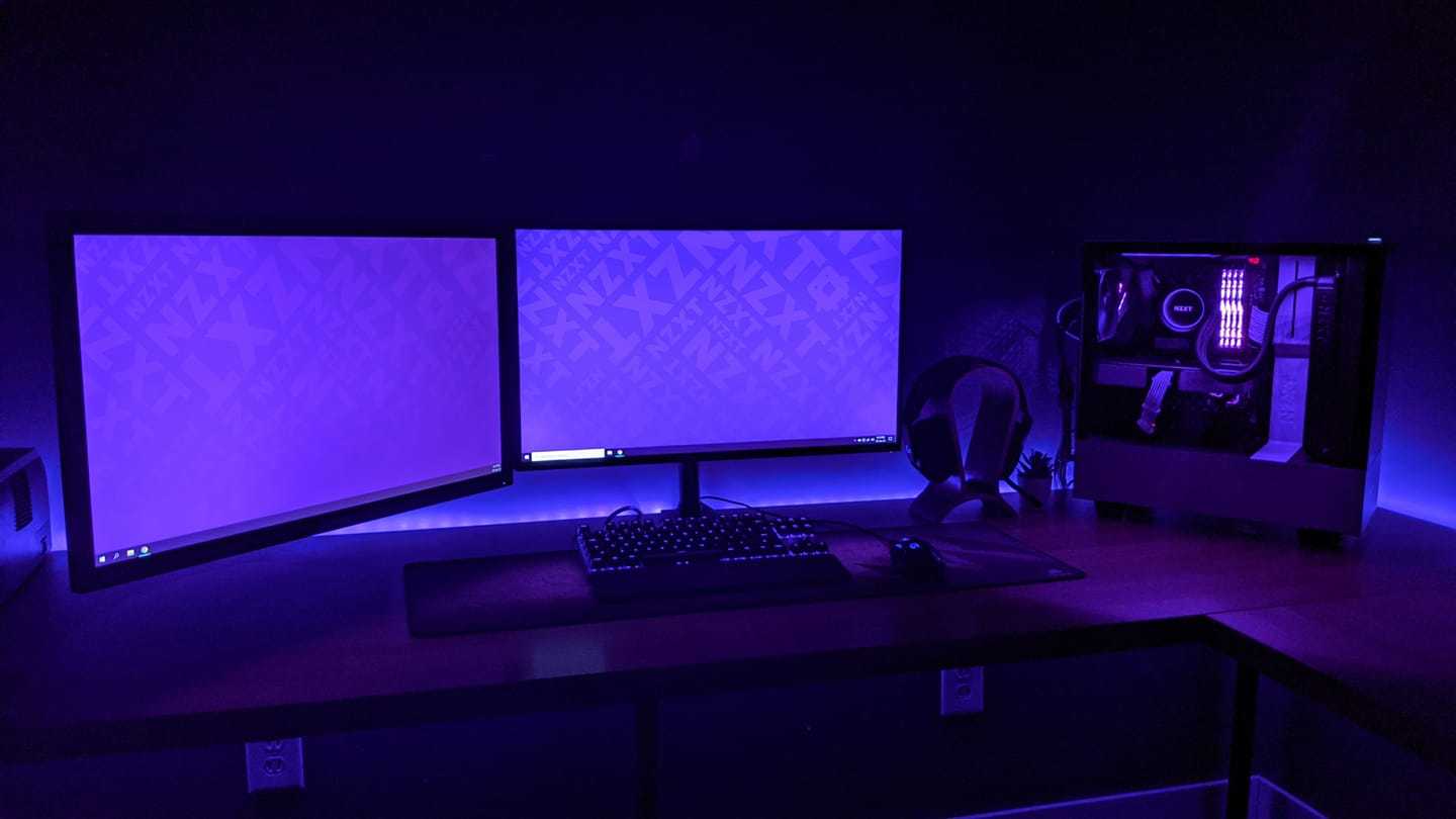 My ever evolving battlestation. A simple gaming/work PC that's easy on the eyes. Finally got ...