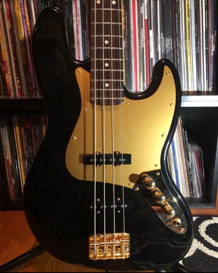 My Fender Jazz Bass | Scrolller