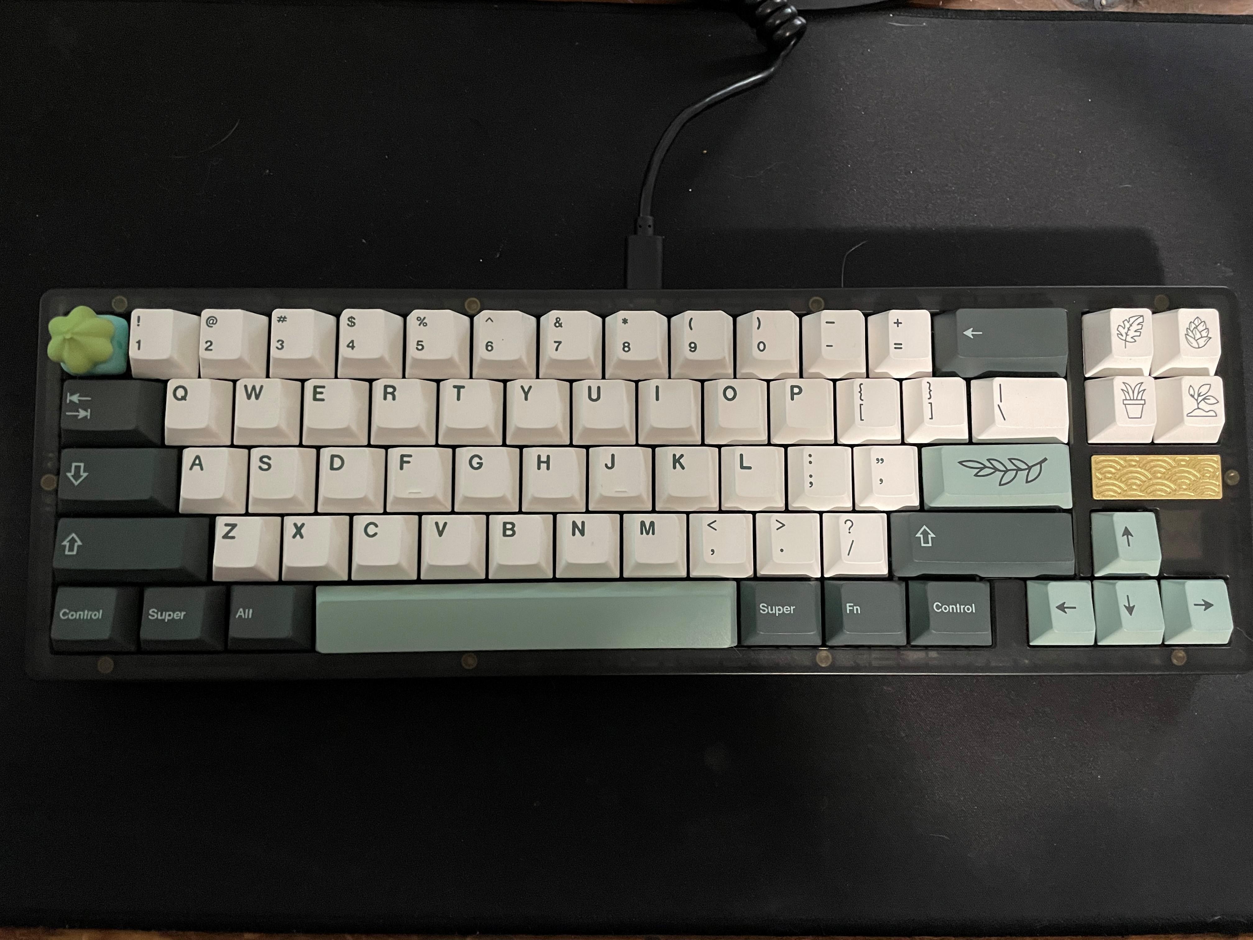 My first Custom Keeb | Scrolller