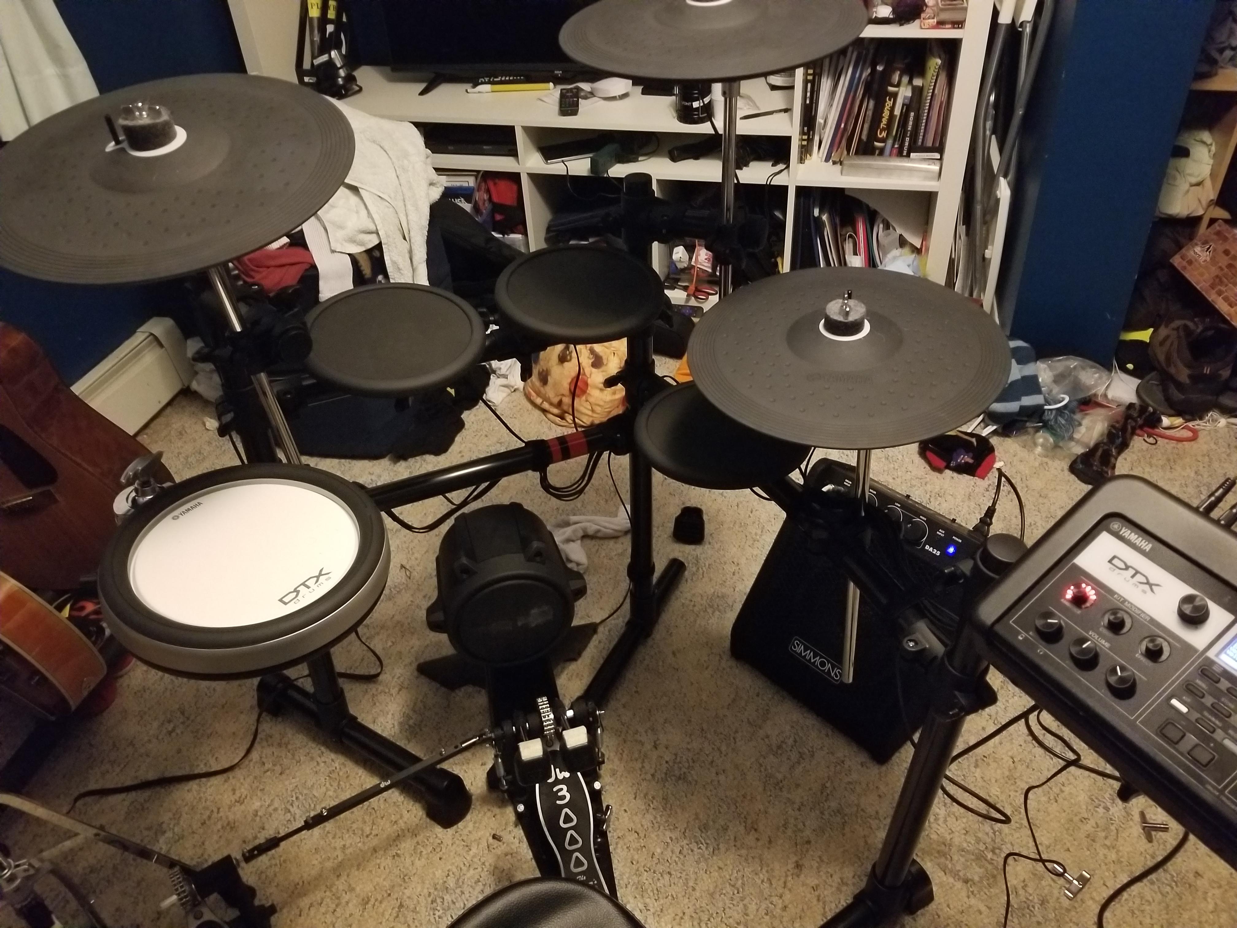 My first electronic drum set. | Scrolller