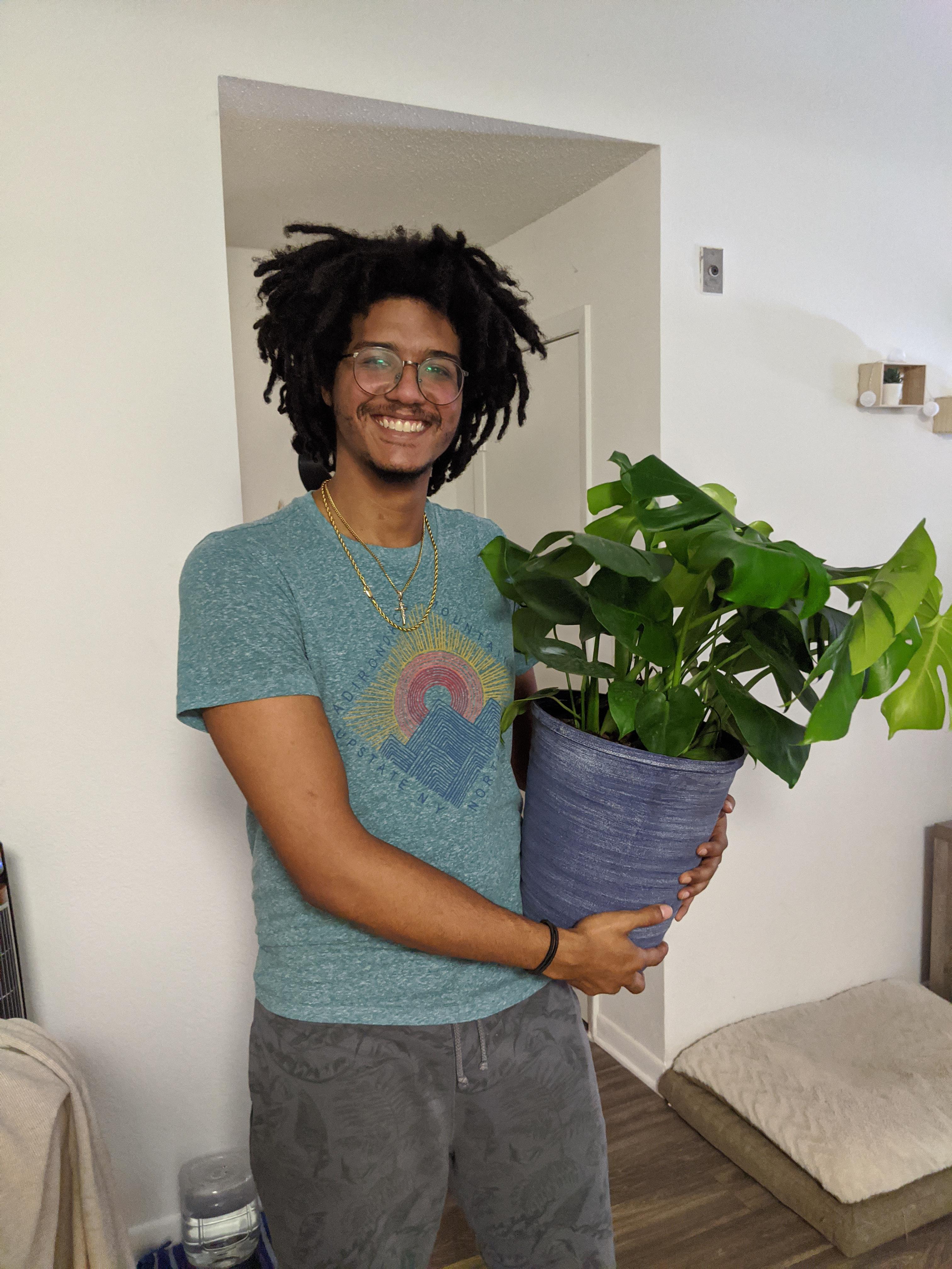 My first monstera! | Scrolller