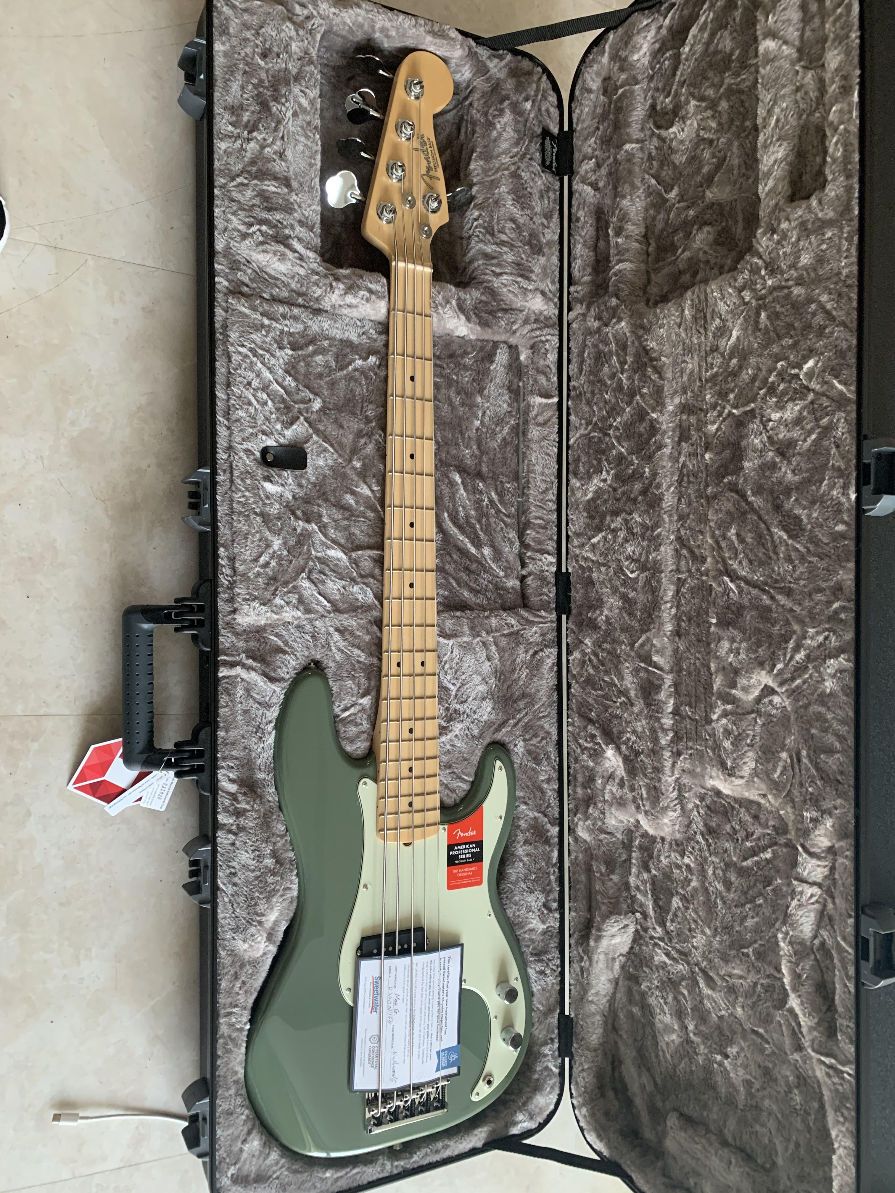 My first P Bass!!! | Scrolller