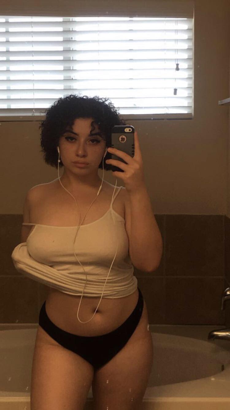 my first time here! | Scrolller