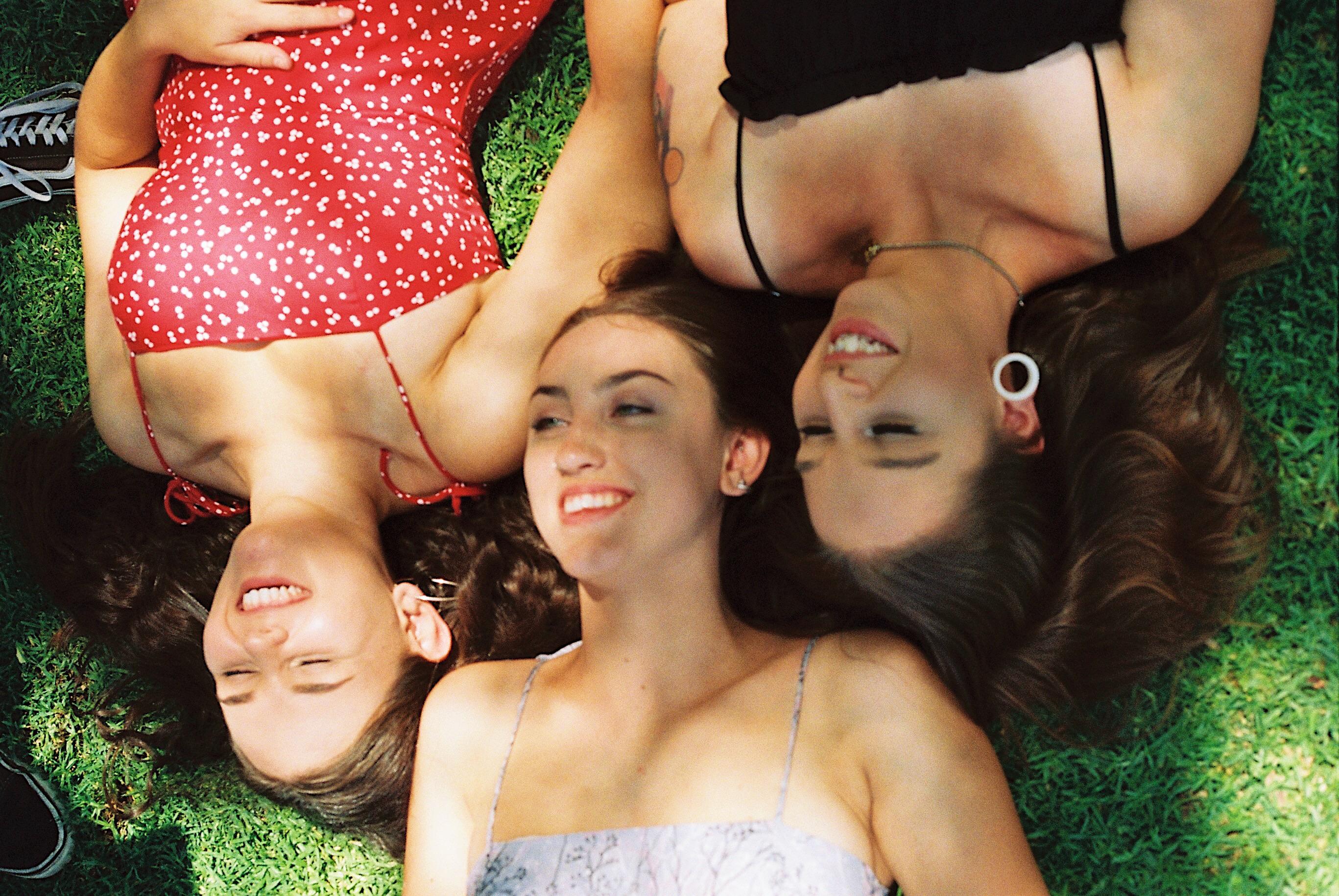 My friends on a wine tour first time shooting Portra 800 any tips would be amazing! Kodak Portra ...