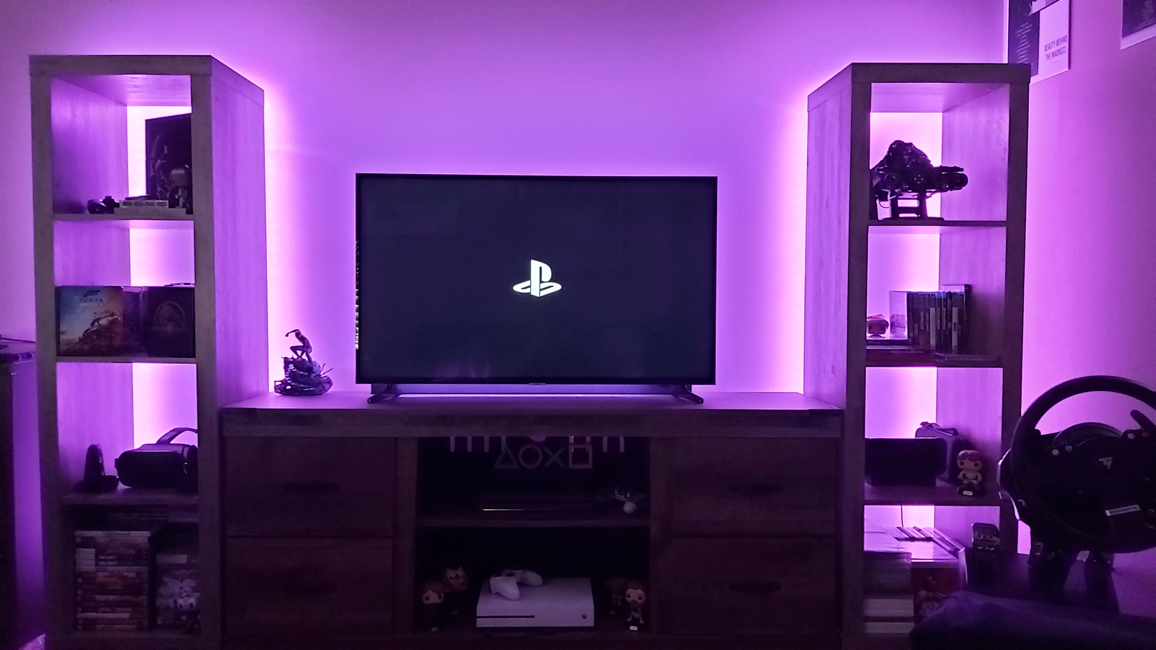 My gaming setup | Scrolller