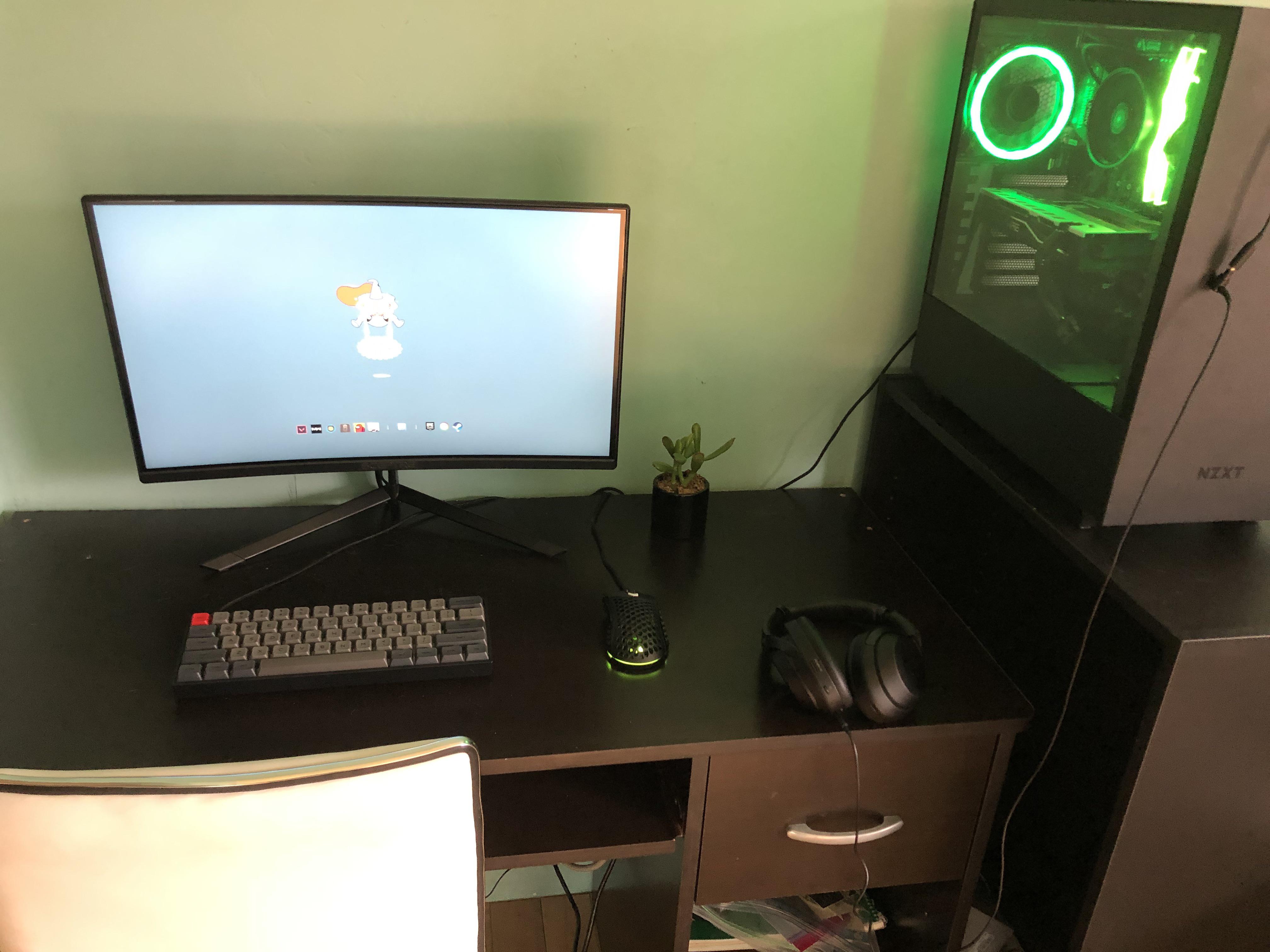 My generic rgb setup | Scrolller