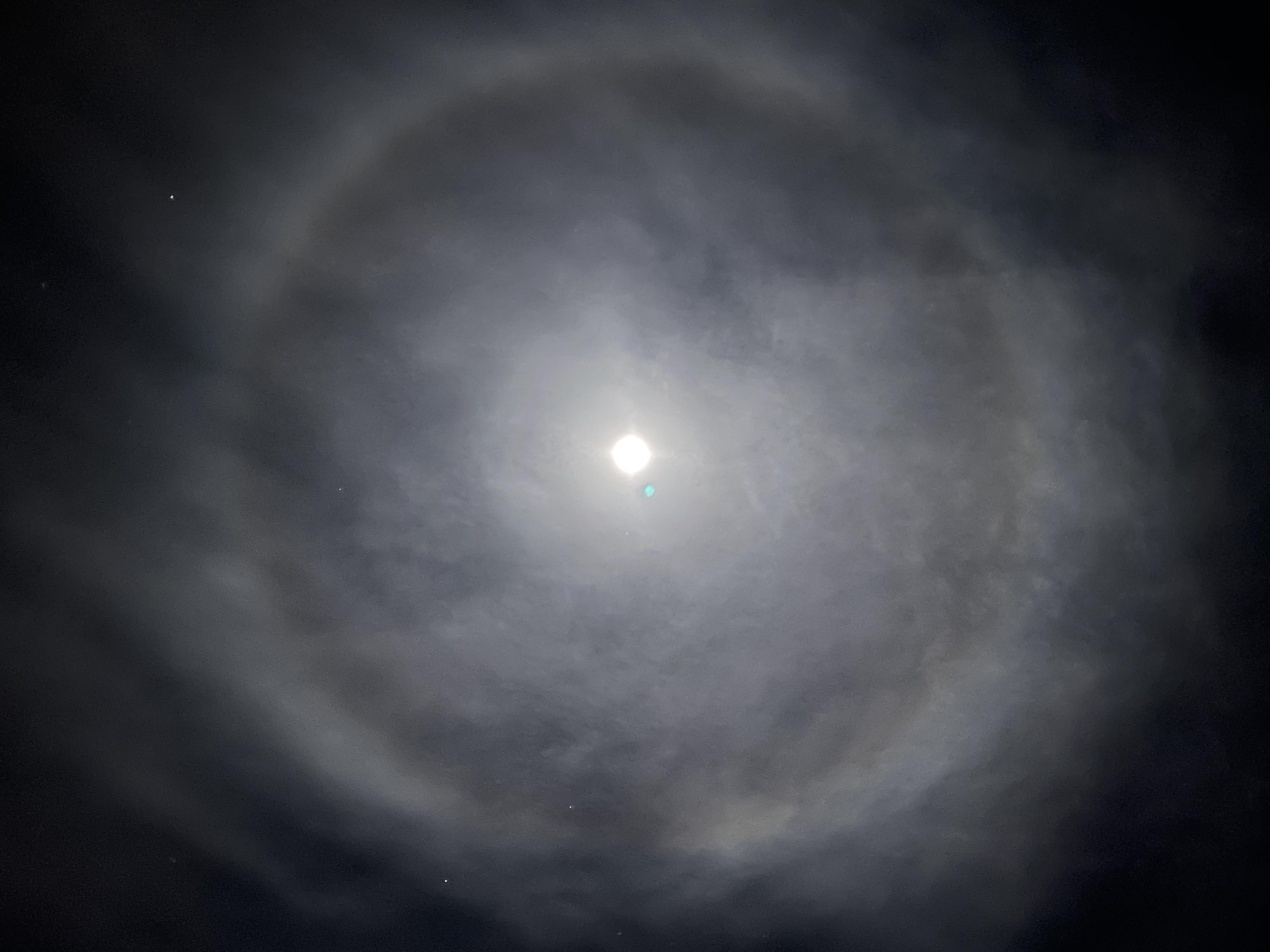 my girlfriend spotted this cool cloud formation | Scrolller