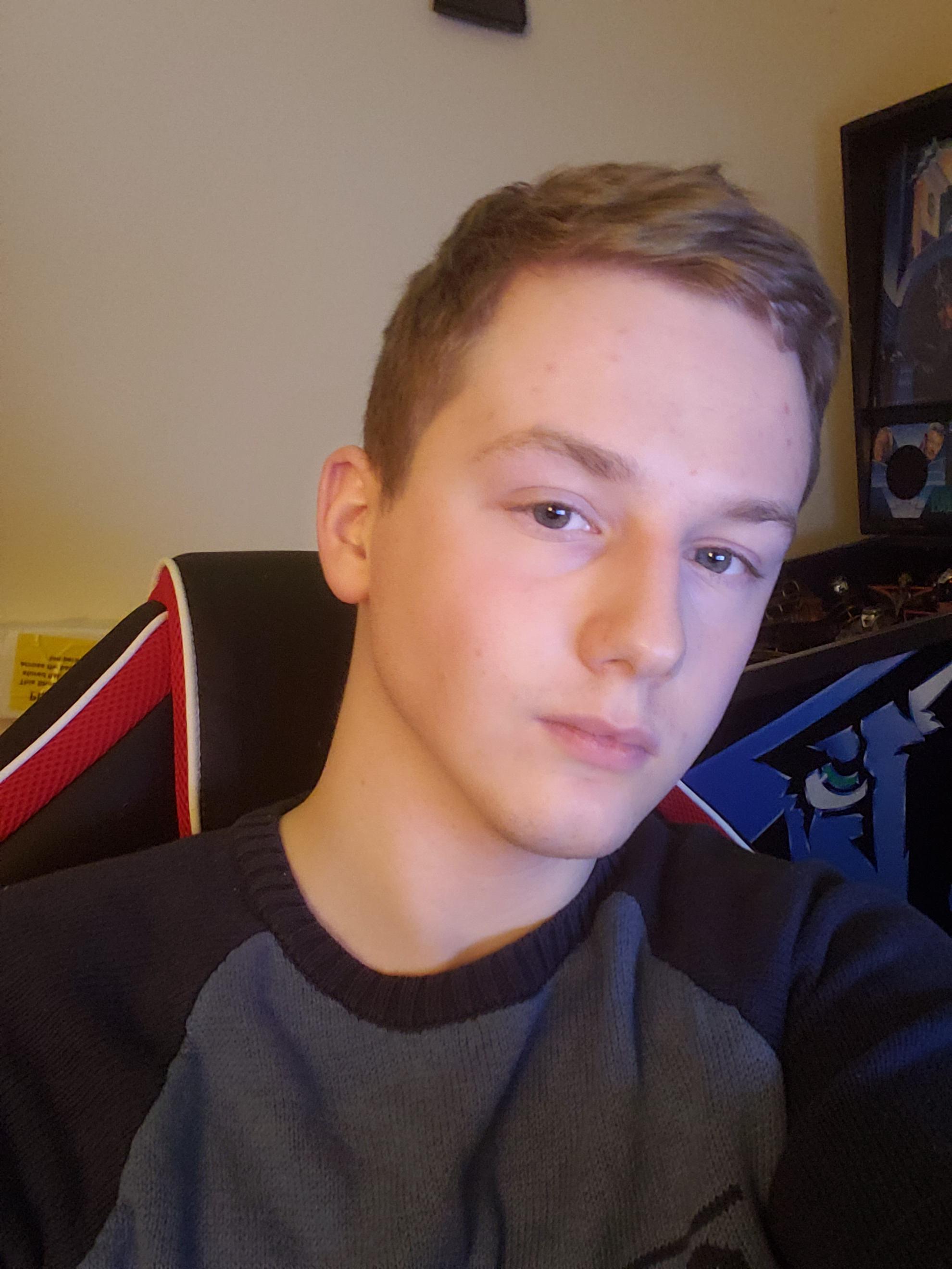 My hair is slowly recovering from the lockdown chop! | Scrolller