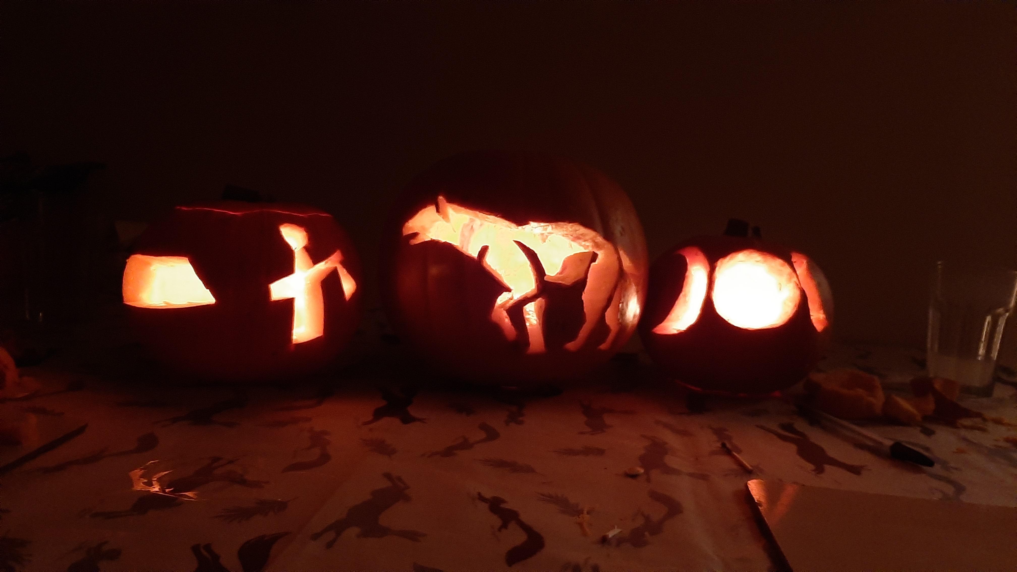 My Halloween Hyena pumpkin! | Scrolller