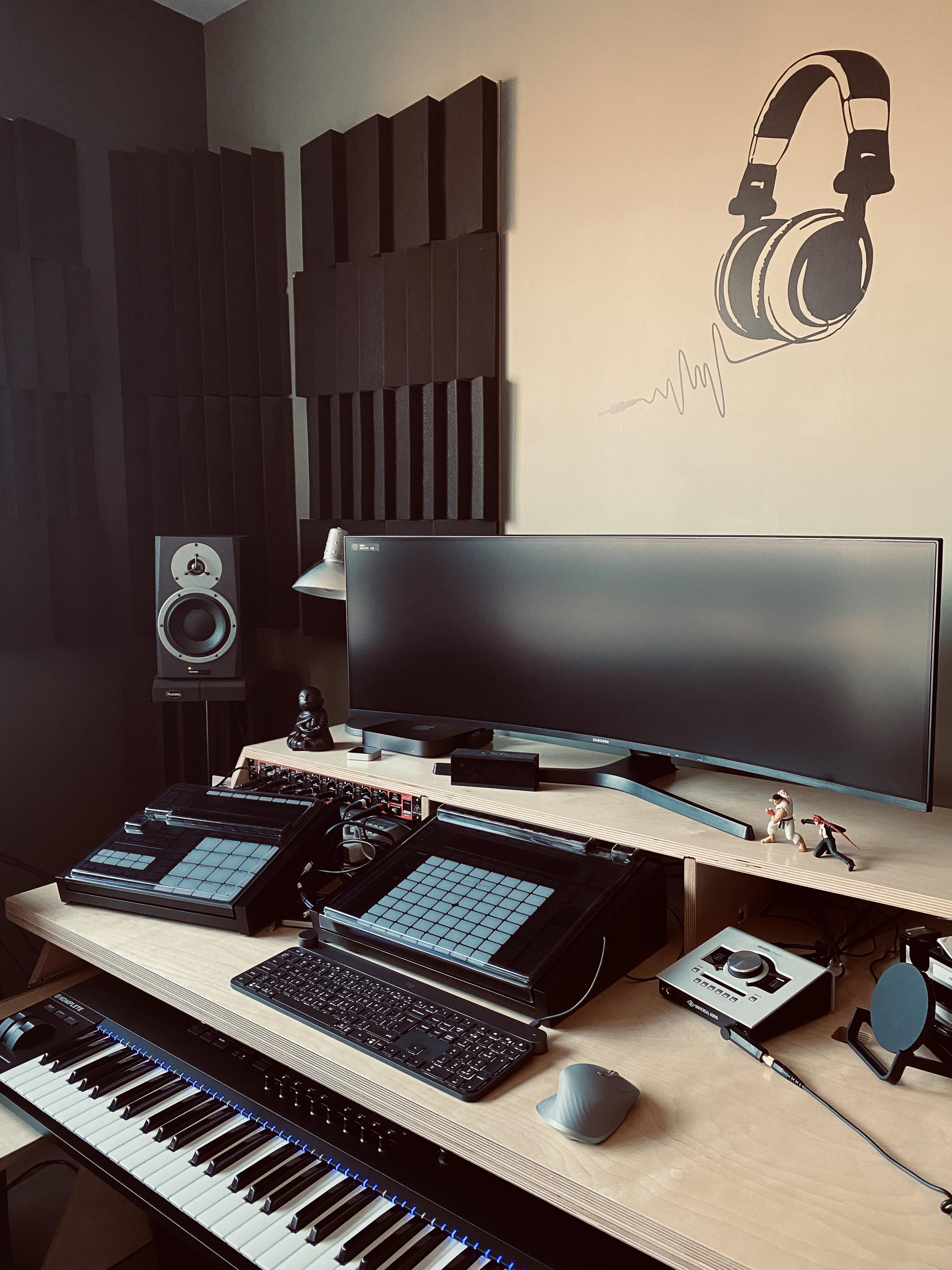 My home studio setup | Scrolller