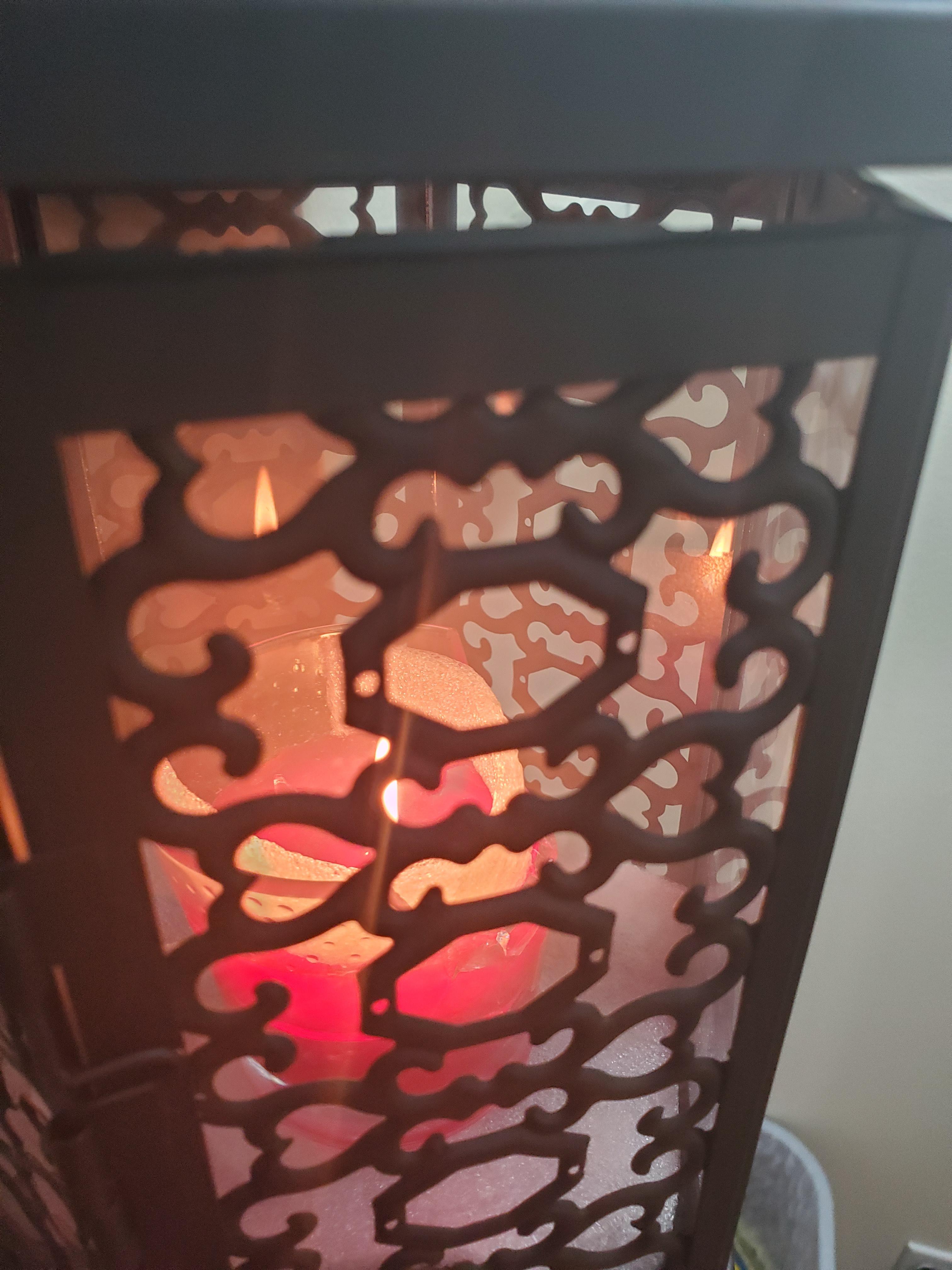 My injured glass candle | Scrolller