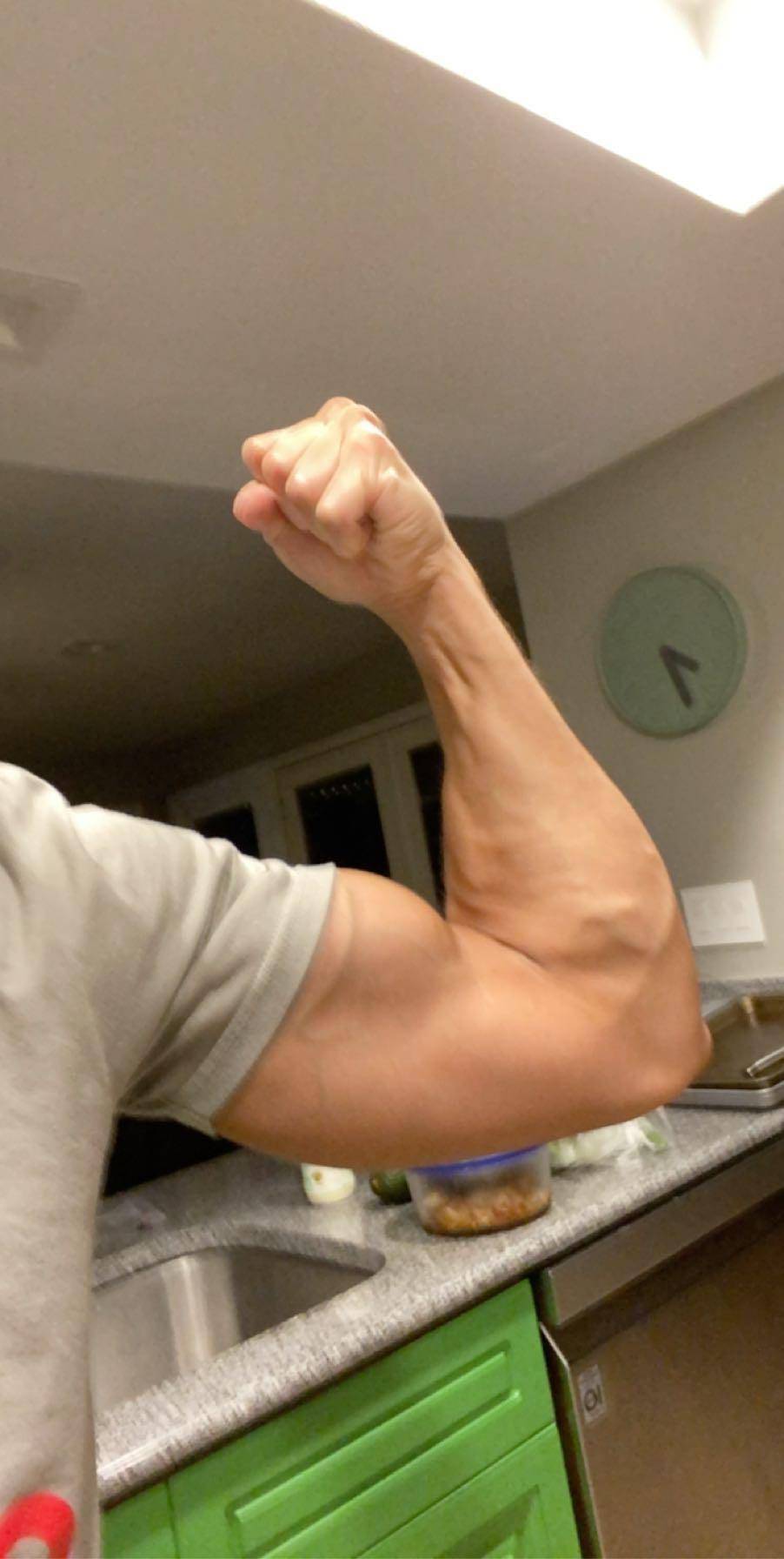 My left arm even! | Scrolller