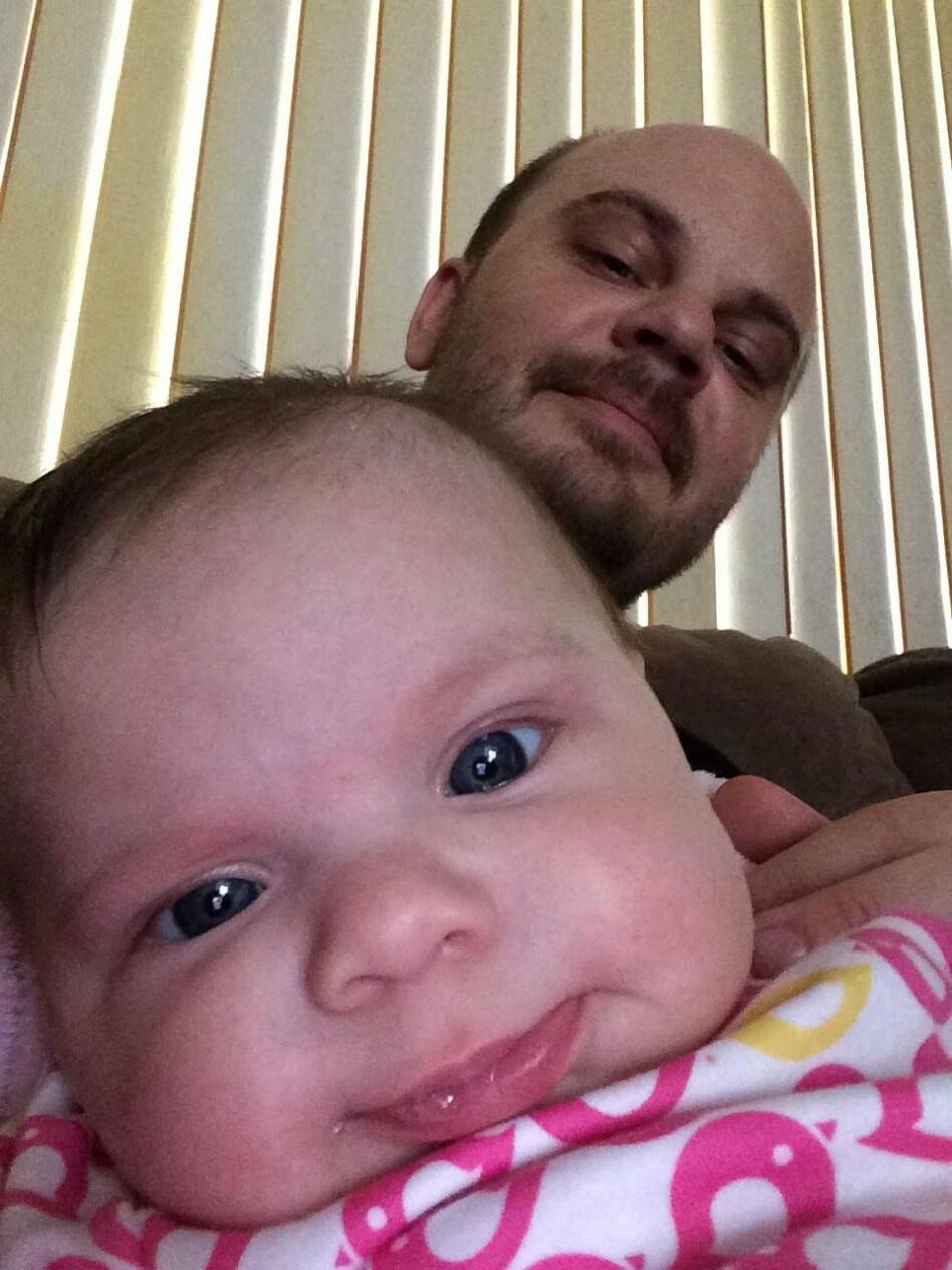 My niece Raven with her father | Scrolller