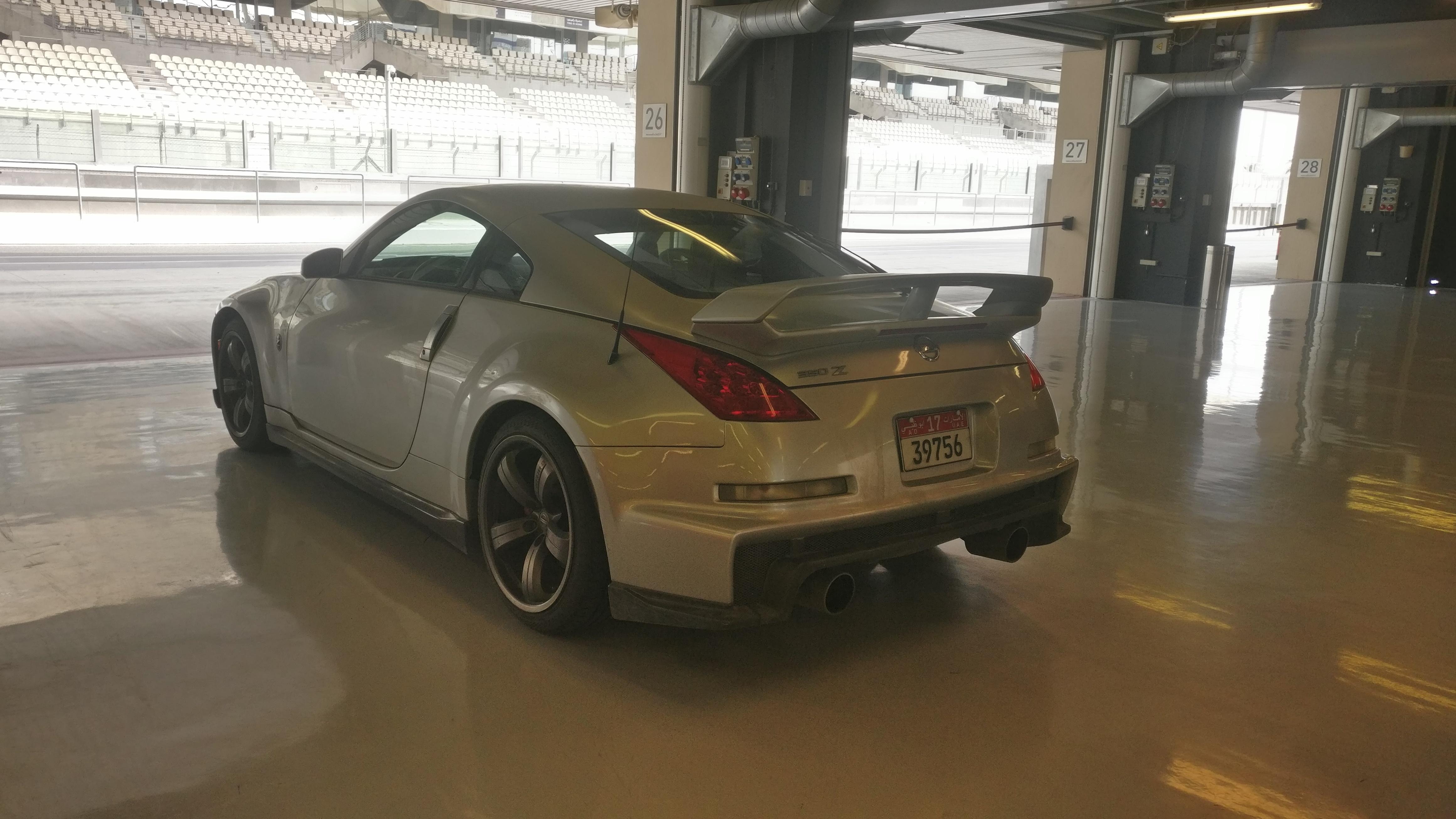 My Nismo 350z just before taking her around Yas Marina | Scrolller